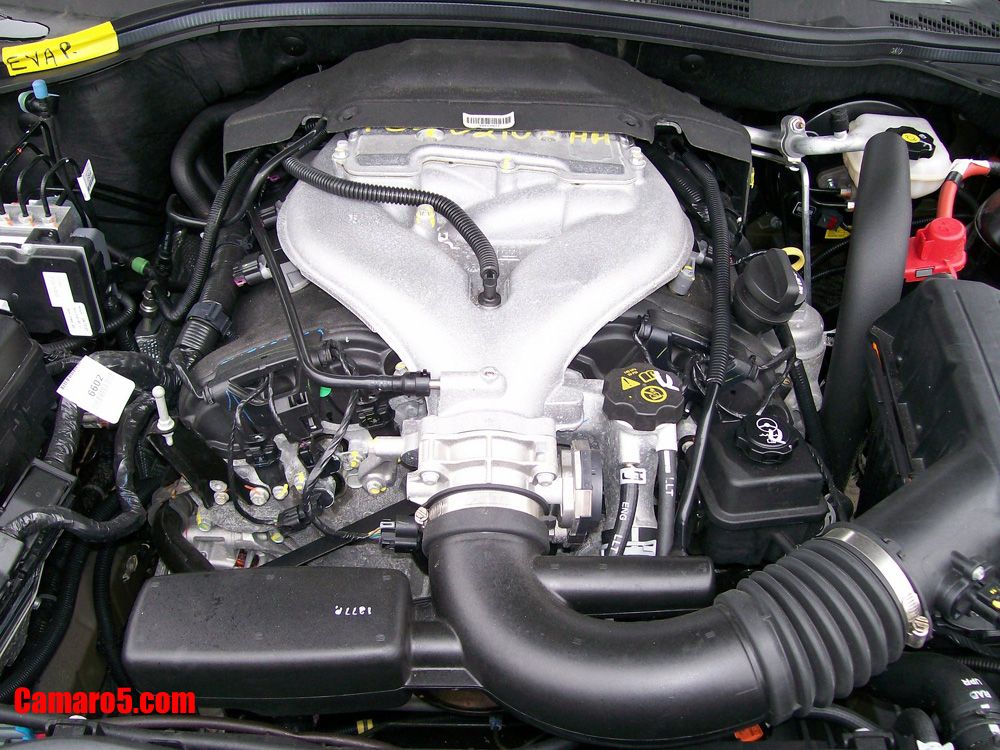 2010 Camaro engine spy shots