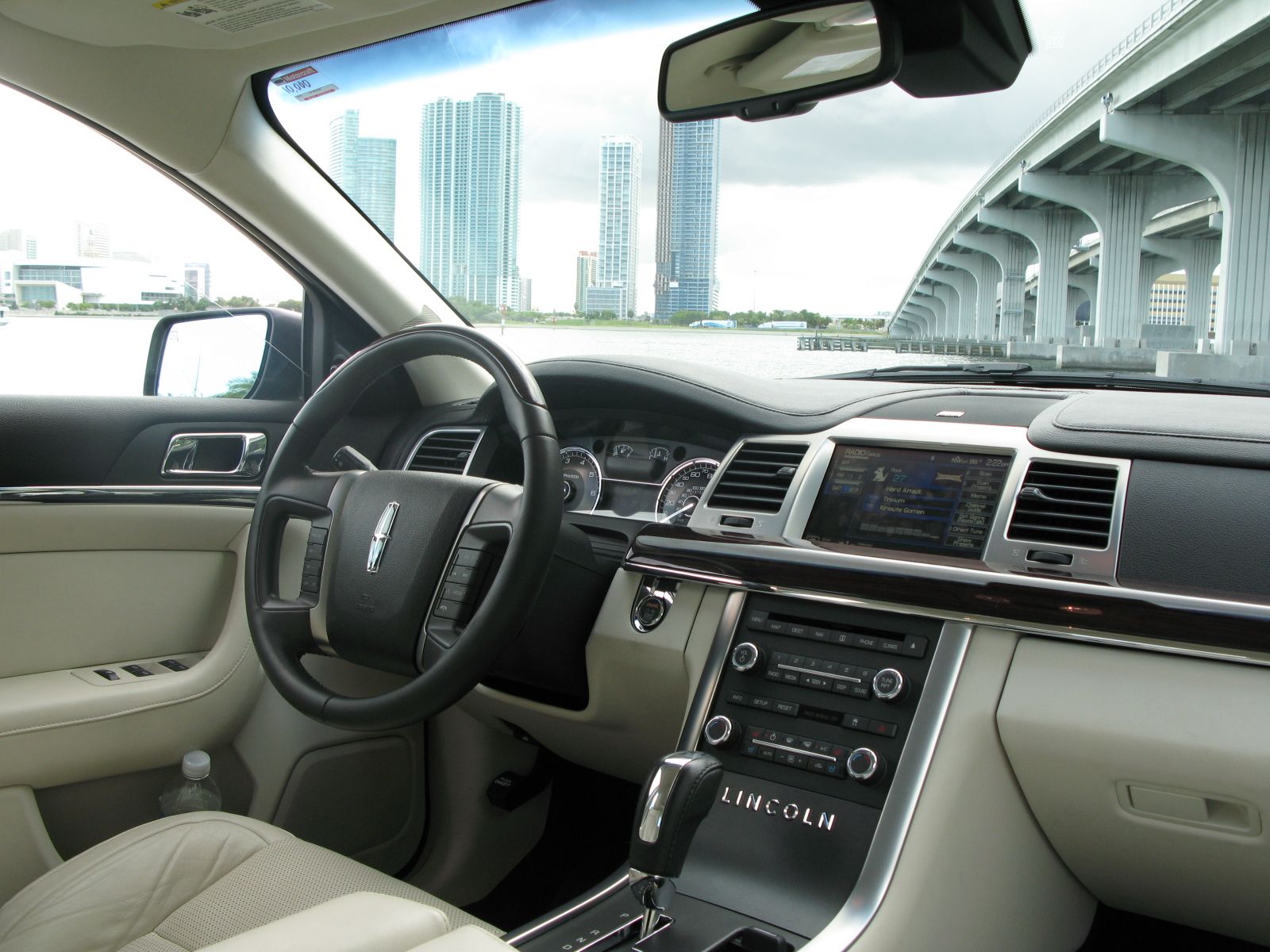 2009 Lincoln MKS AWD