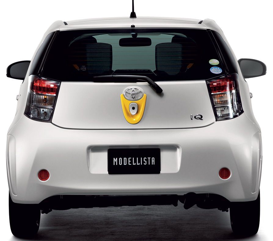 Toyota iQ receives Modellista packages