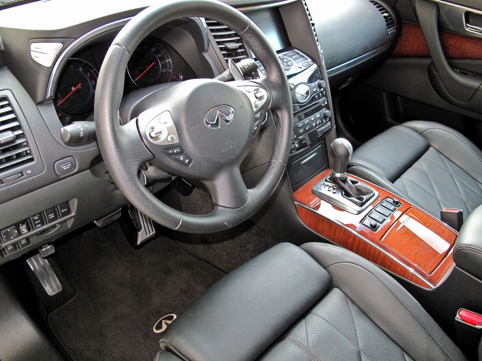 2009 Infiniti FX50S