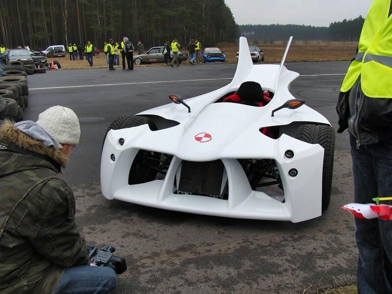 Marotti three-wheeled concept car from Poland