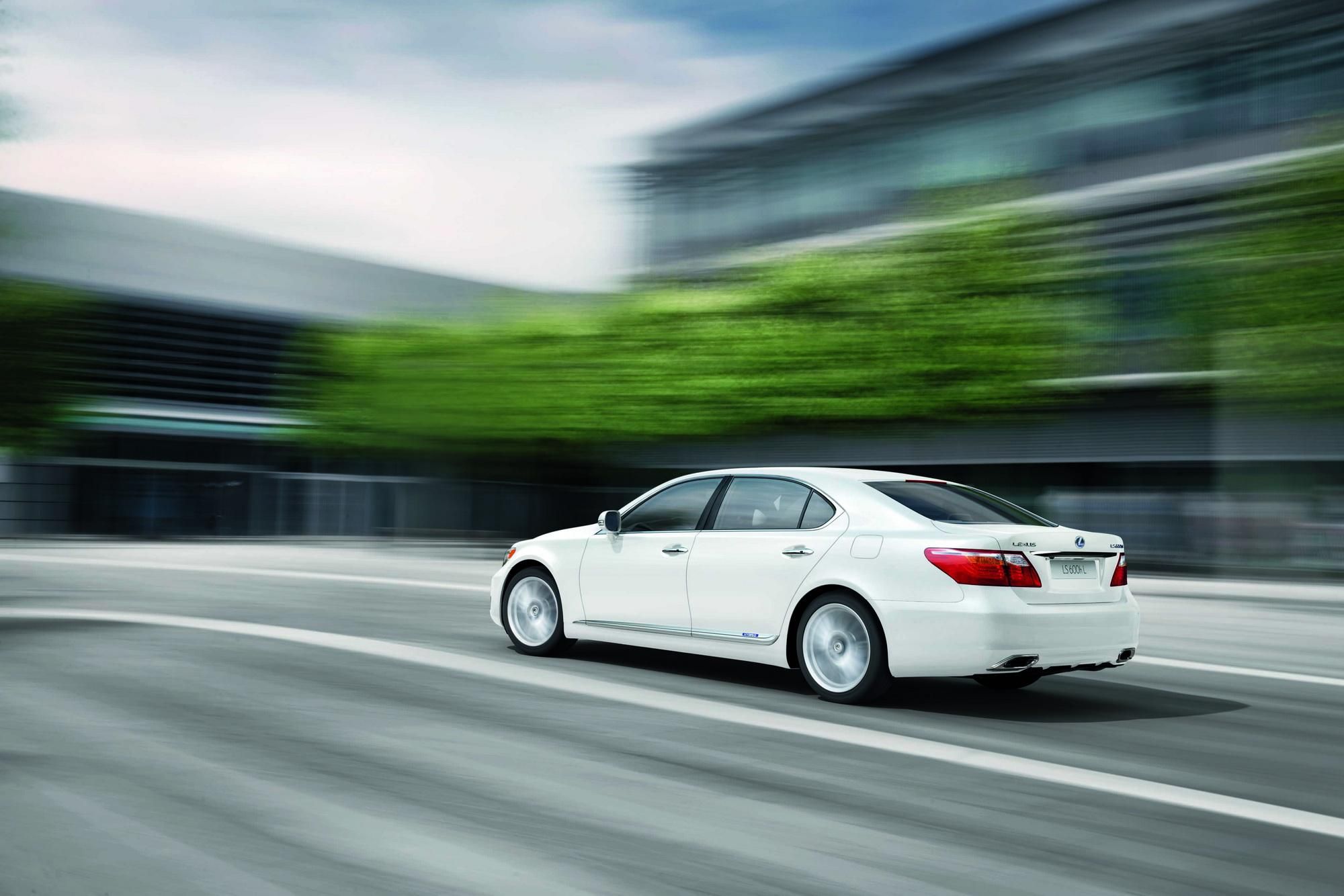 2010 Lexus LS 600h
