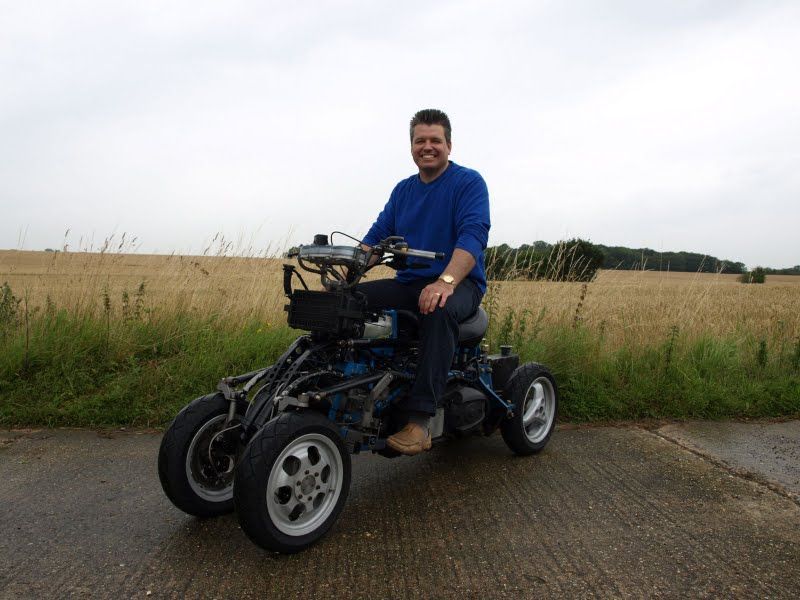 4MC - the four-wheeled motorcycle