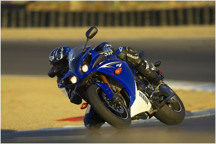 2010 Yamaha YZF-R1 / LE