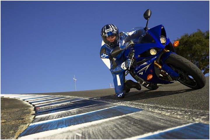 2010 Yamaha YZF-R1 / LE