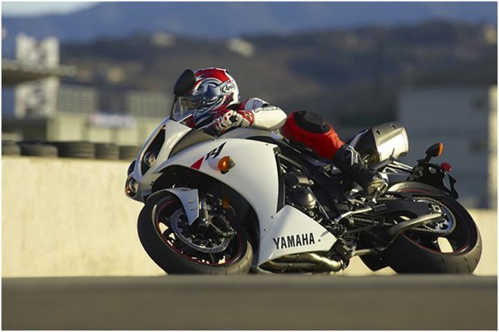 2010 Yamaha YZF-R1 / LE