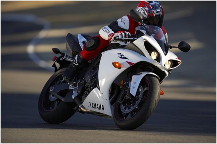 2010 Yamaha YZF-R1 / LE
