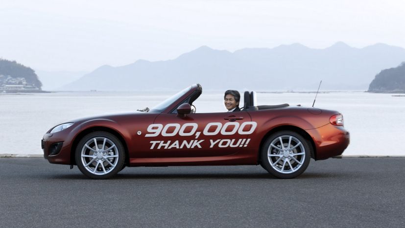 Mazda MX-5 Miata breaks Guinness World Record with 900,000th car