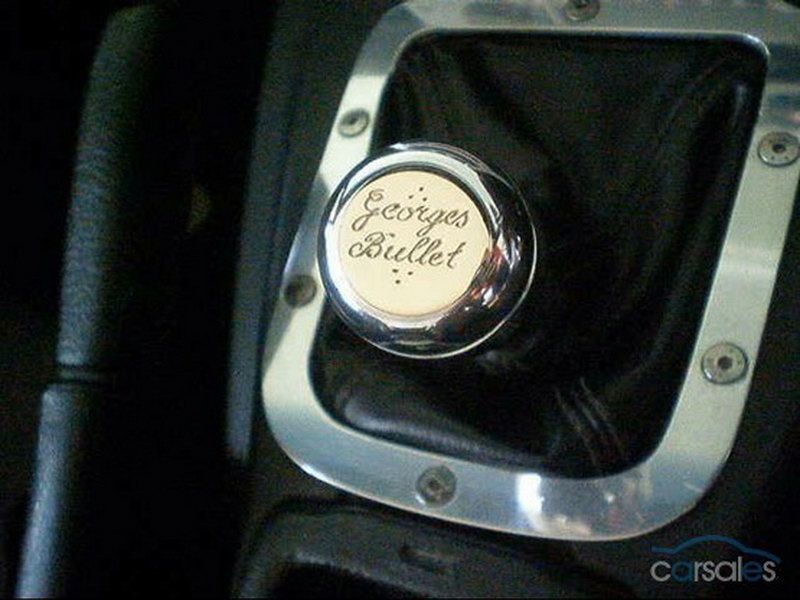 Mazda MX-5 "Bullet Roadster" lives and breathes its V8 engine