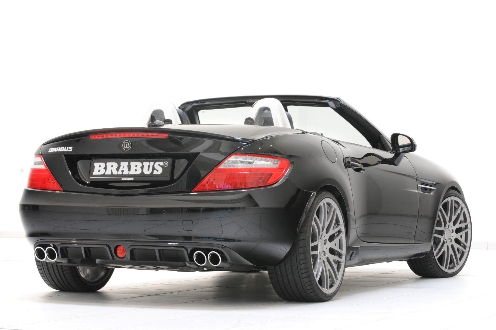2012 Mercedes SLK by Brabus