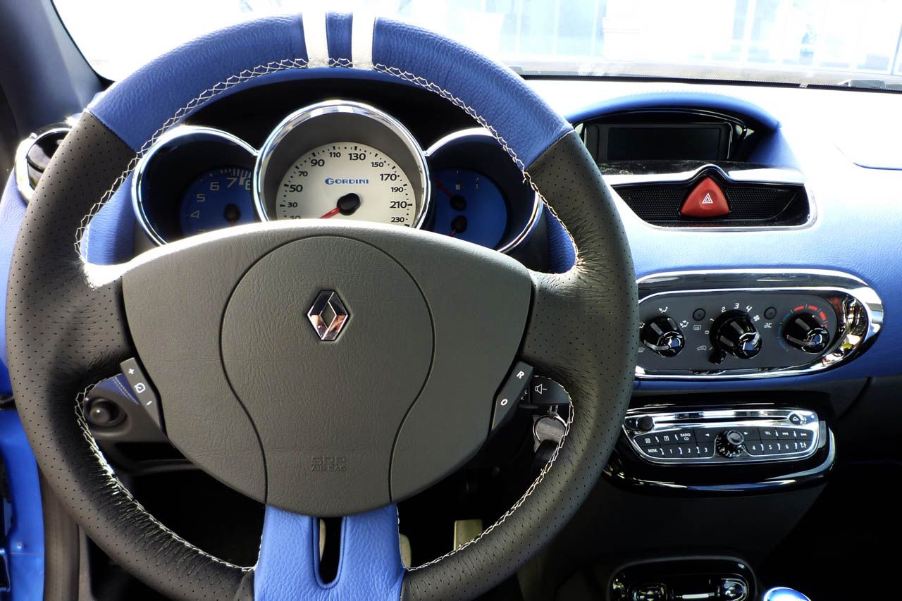 2011 Renault Wind-based 'Gordini by Gibson'