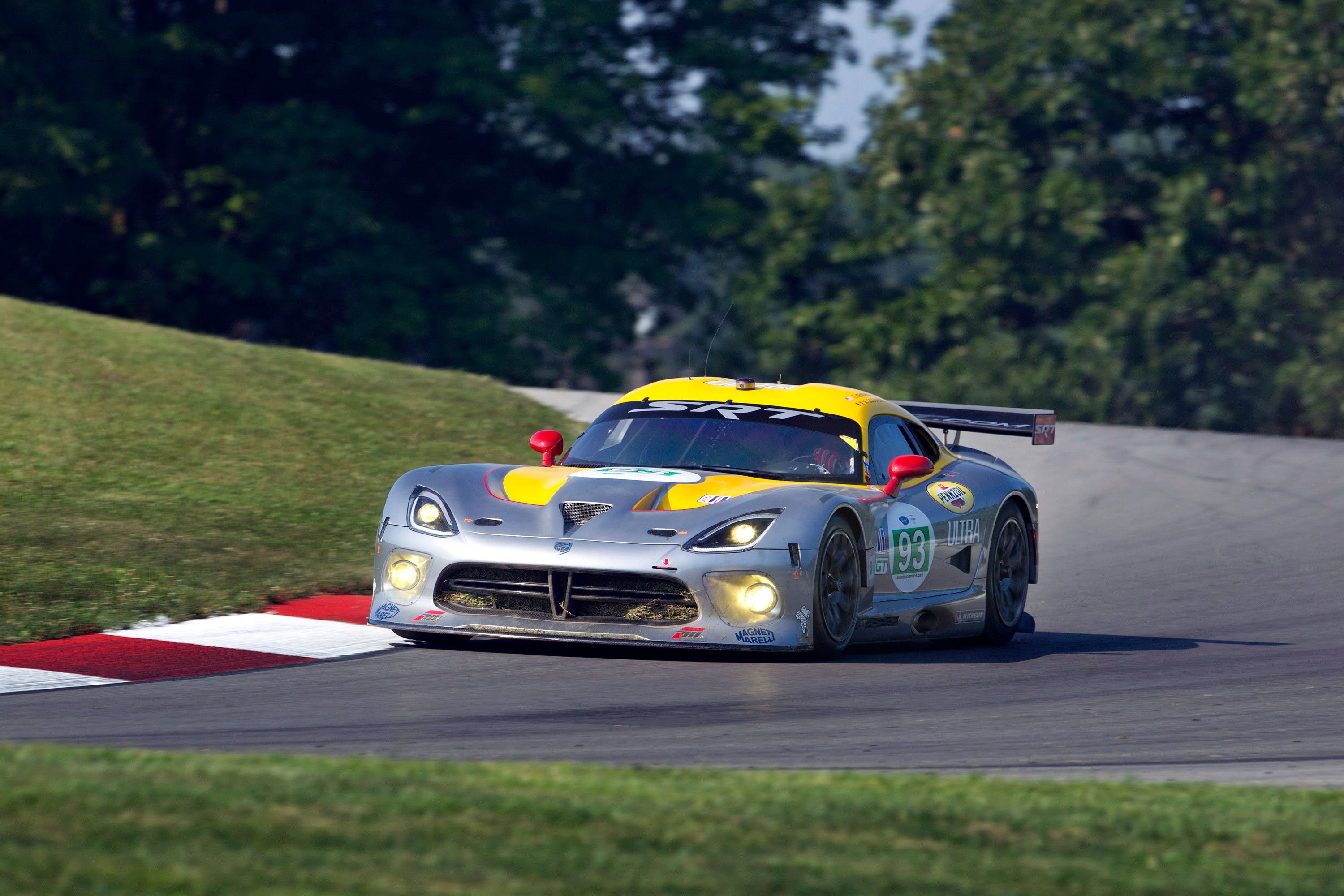 2013 SRT Viper GTS-R