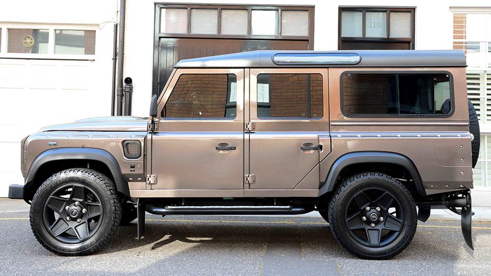 2014 Land Rover "Chelsea Defender" By Kahn Design