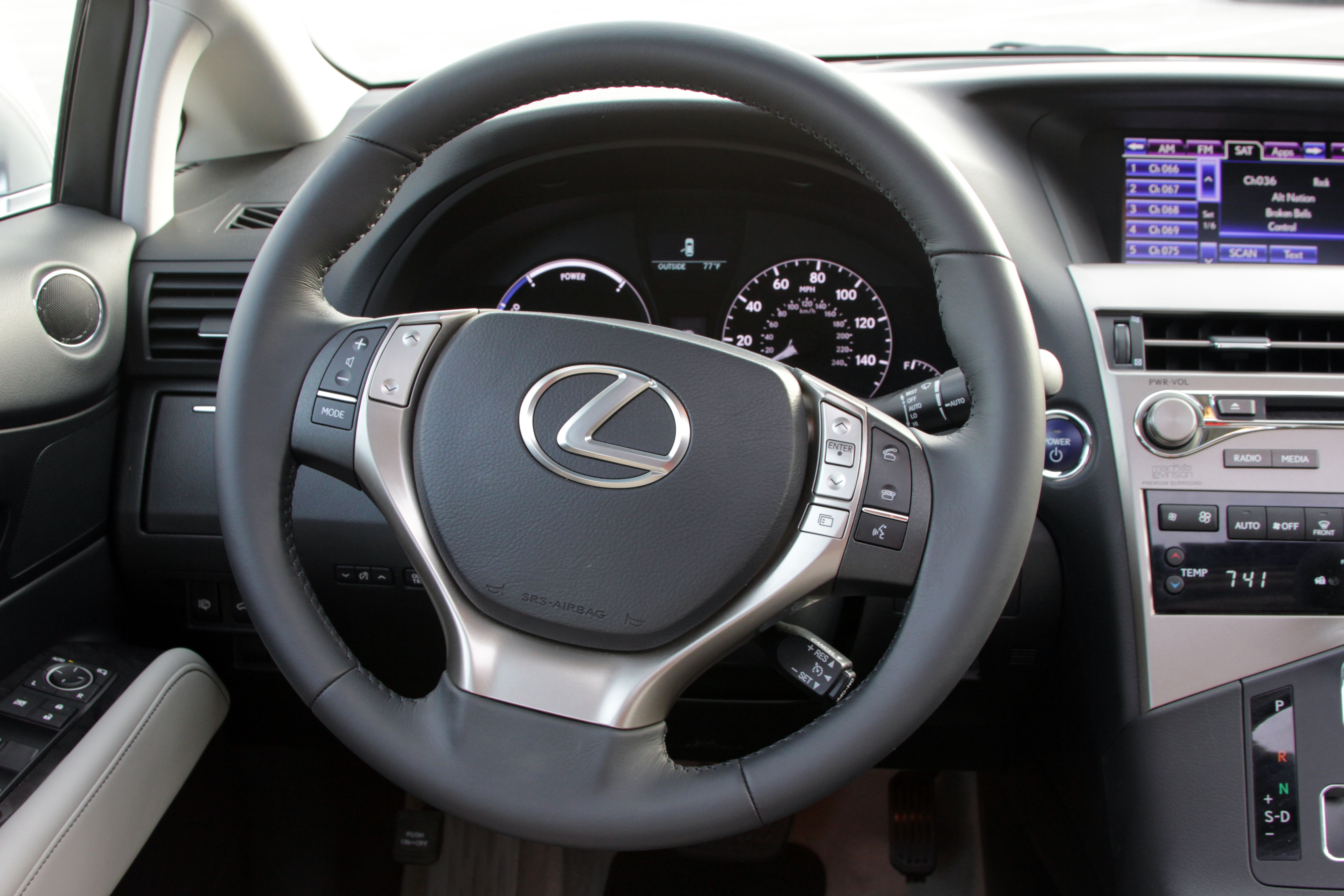 2015 Lexus RX 450h - Driven