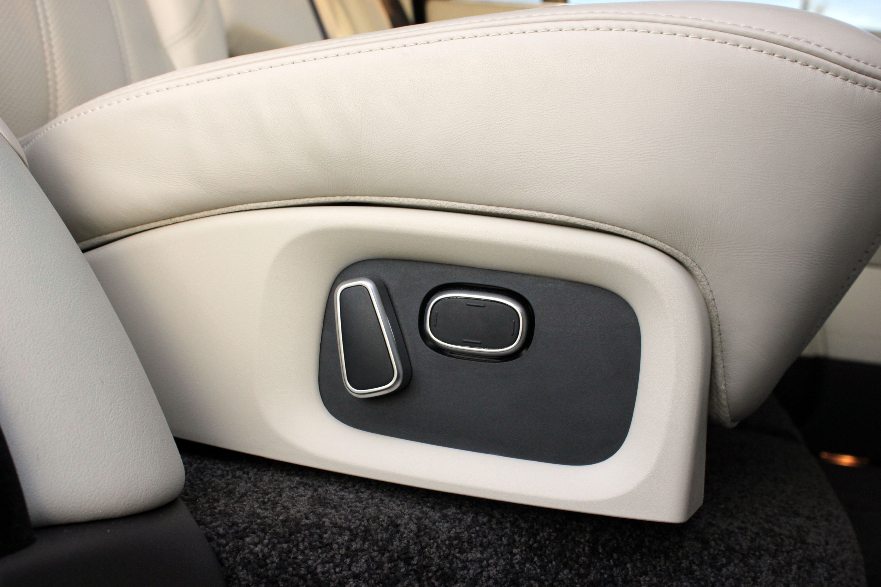 2014 Land Rover Range Rover LWB - Driven