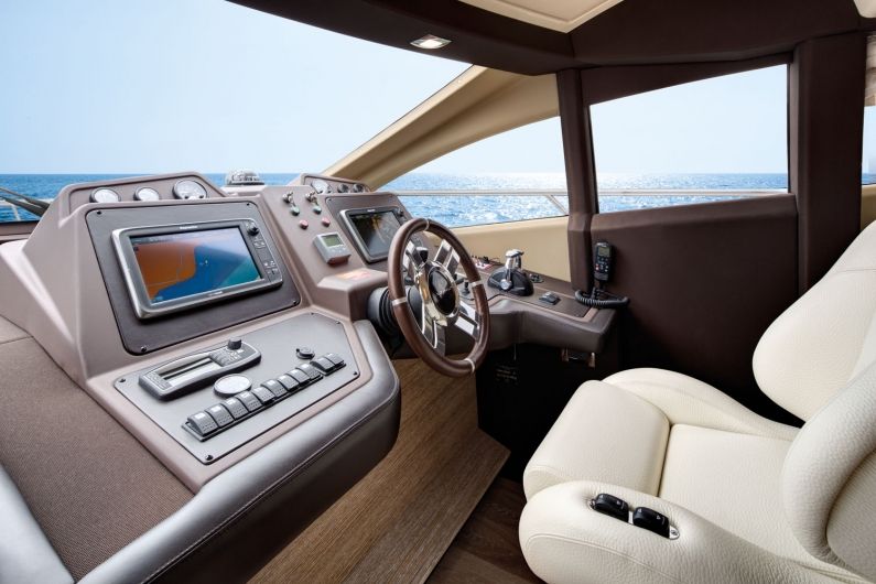 2014 Azimut 66 Dragon