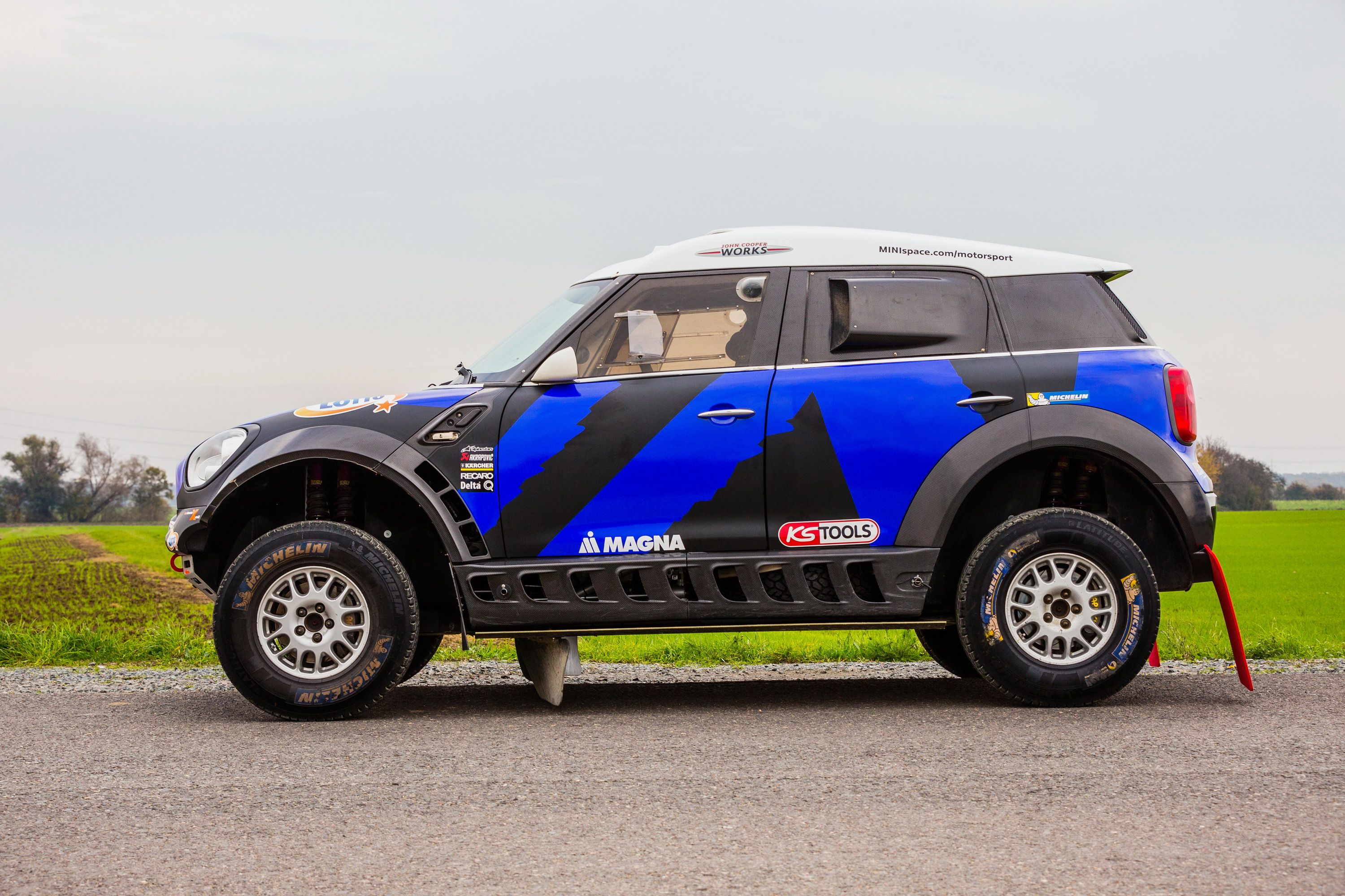 2015 MINI ALL4 Racing