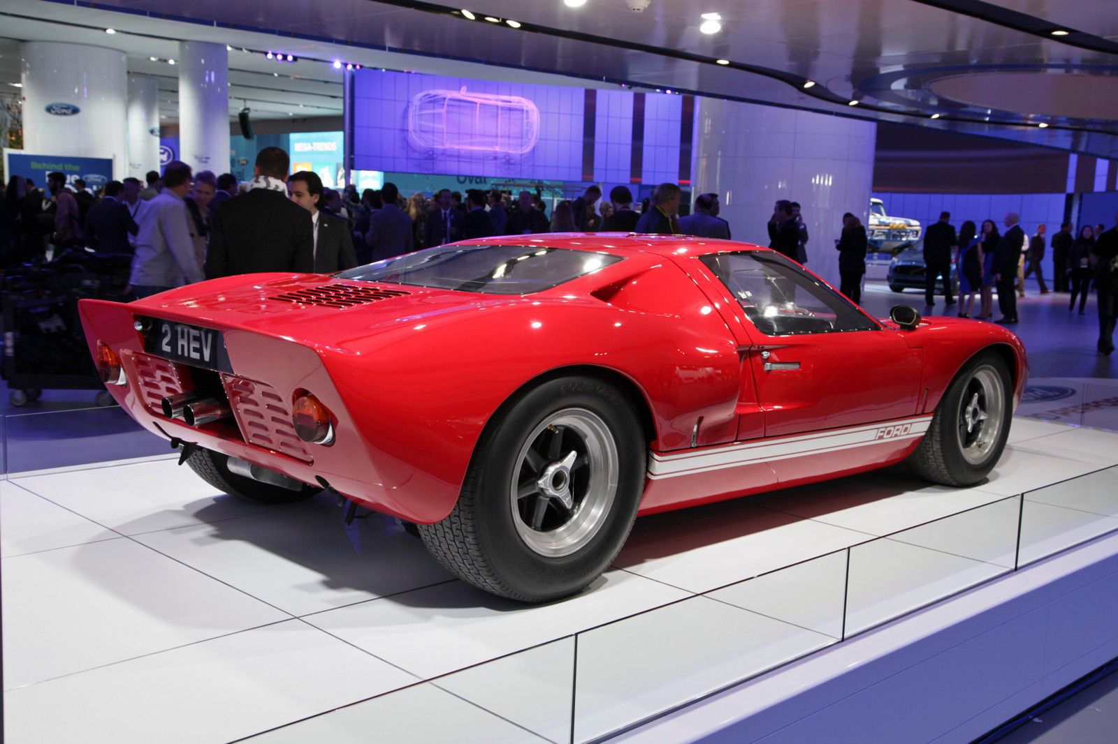 Ford GT - Performance, Price, and Photos