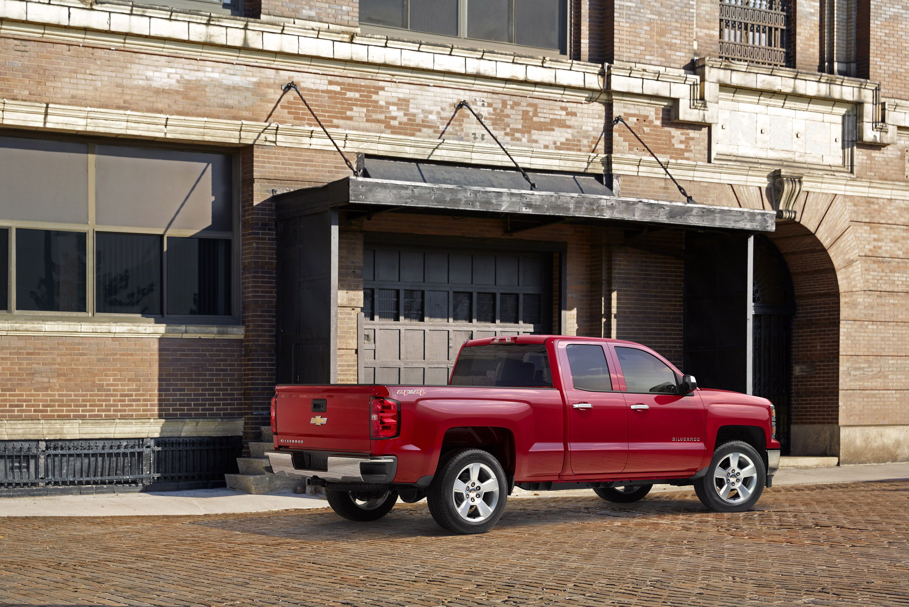 2015 Chevrolet Silverado 1500 Custom