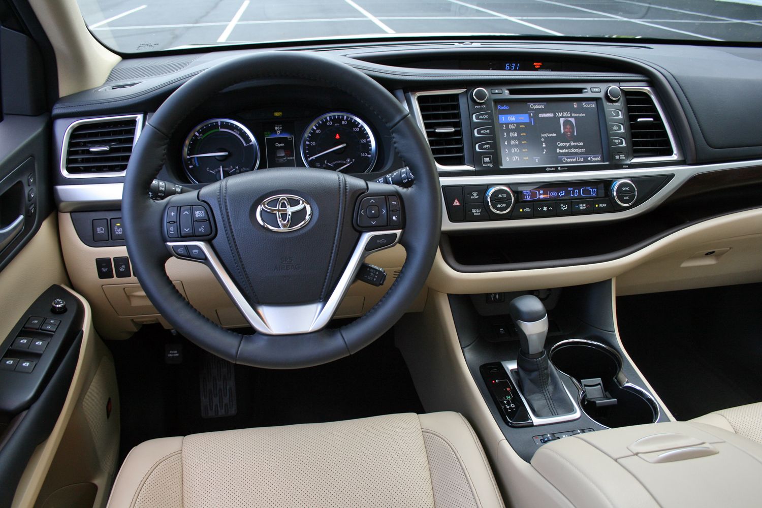 2015 Toyota Highlander Hybrid - Driven