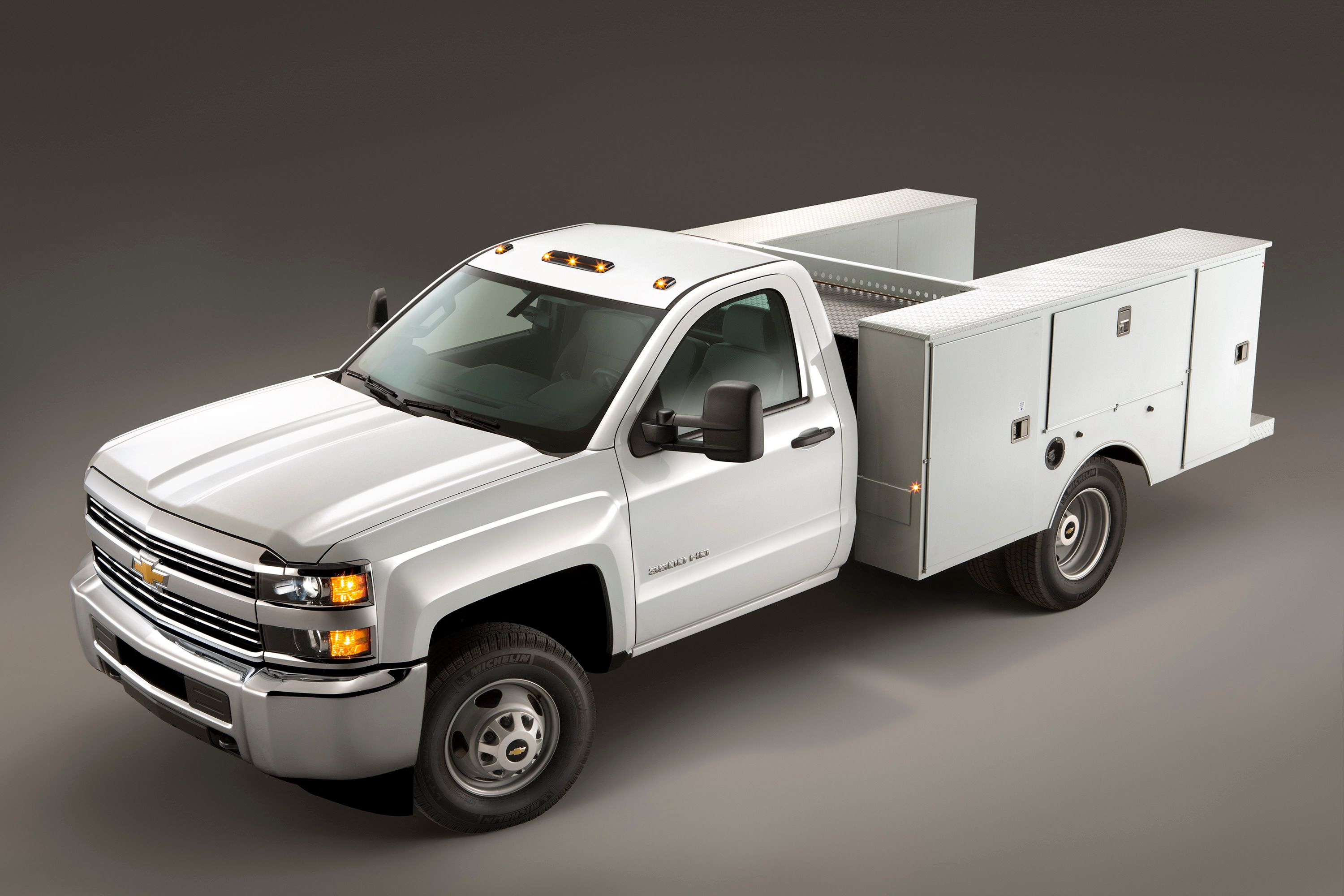 Chevrolet Silverado Chassis Cab Gets CNG Capability