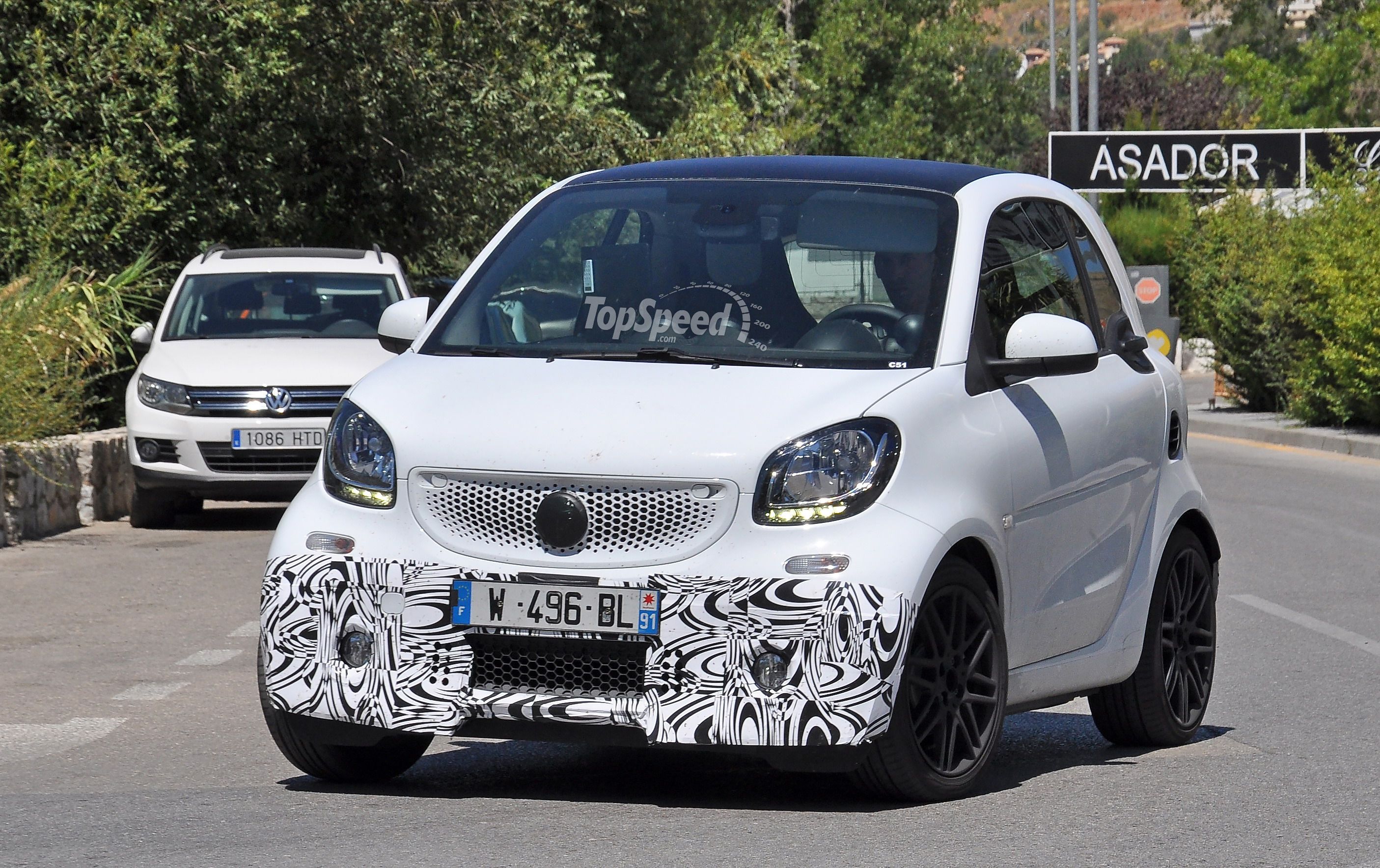 Smart ForTwo Brabus Caught Testing Before Frankfurt Debut: Spy Shots