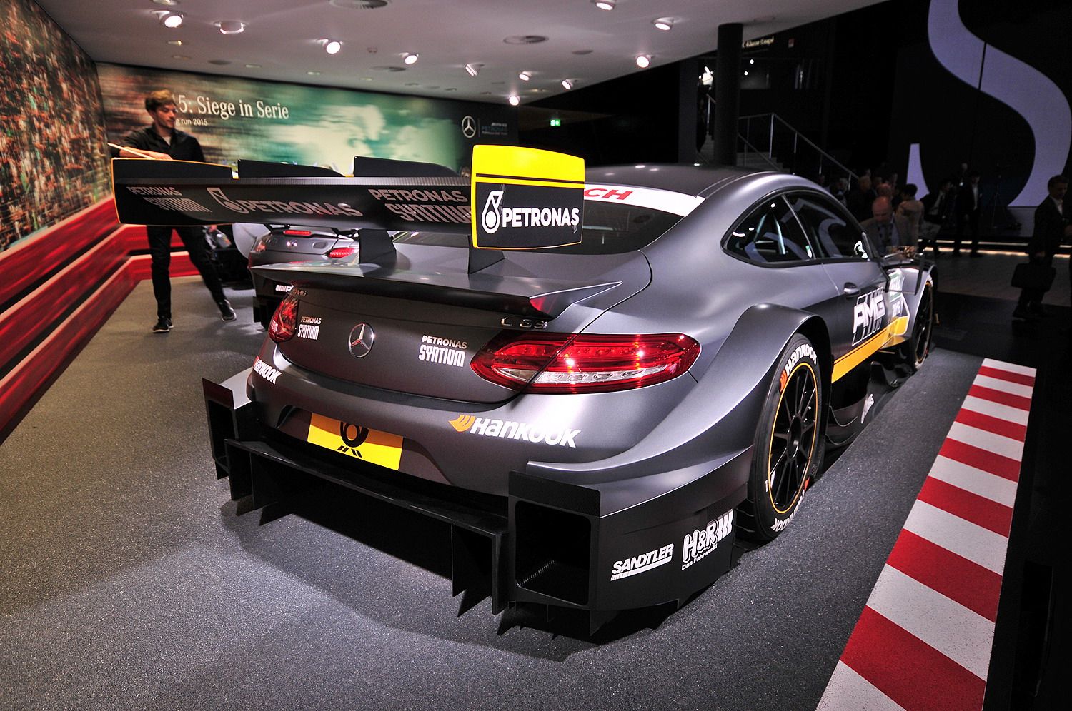 2016 Mercedes-AMG C63 DTM