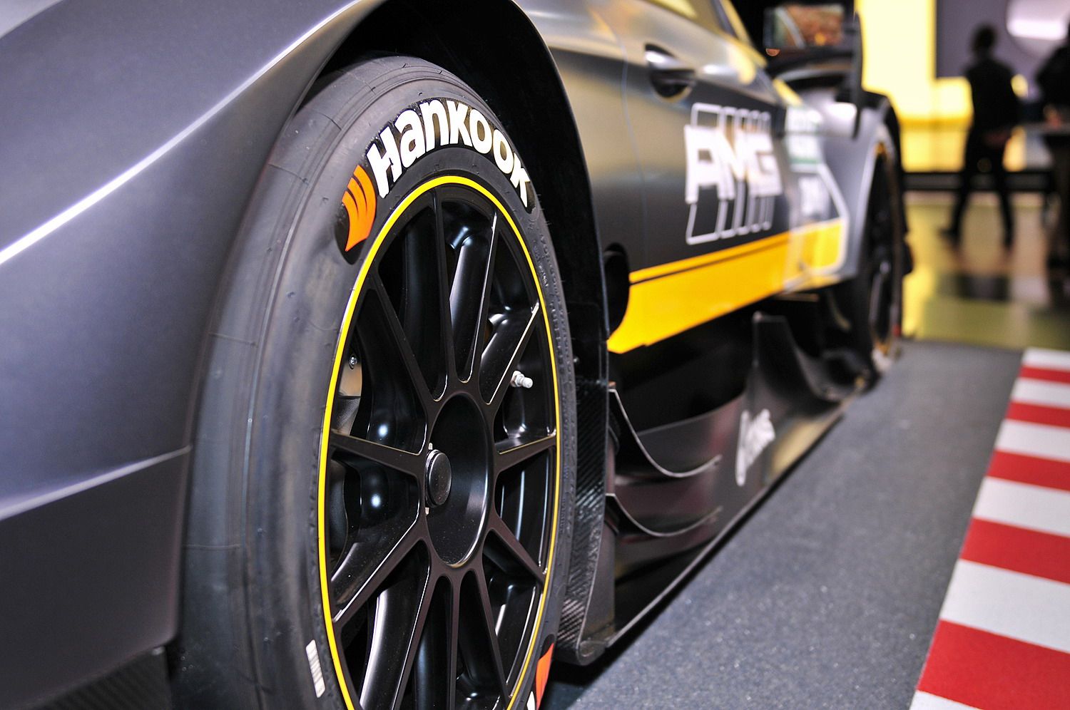 2016 Mercedes-AMG C63 DTM