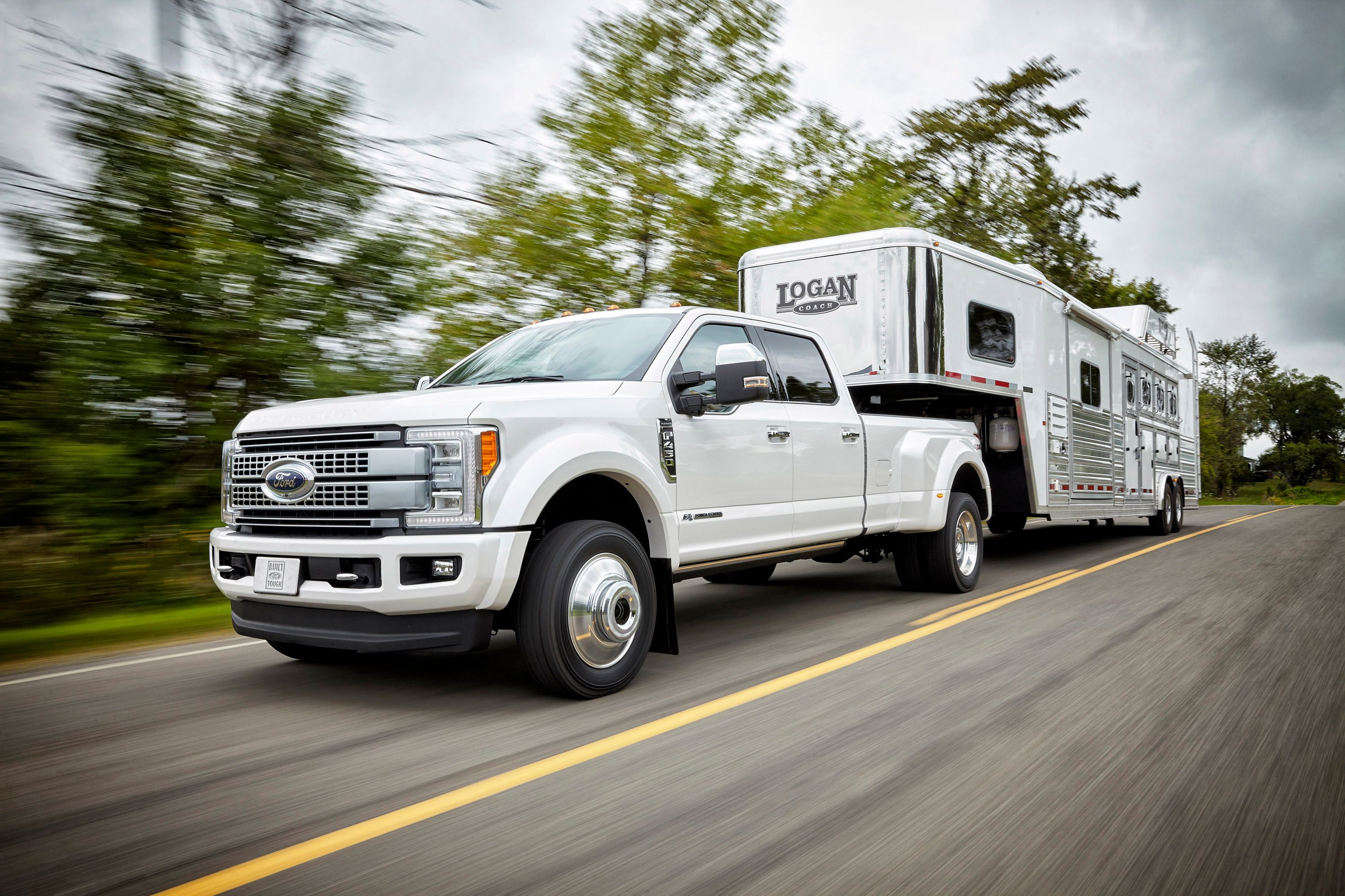 This Is What The Infamous 'Death Wobble' is Like On A Newer Ford F-350