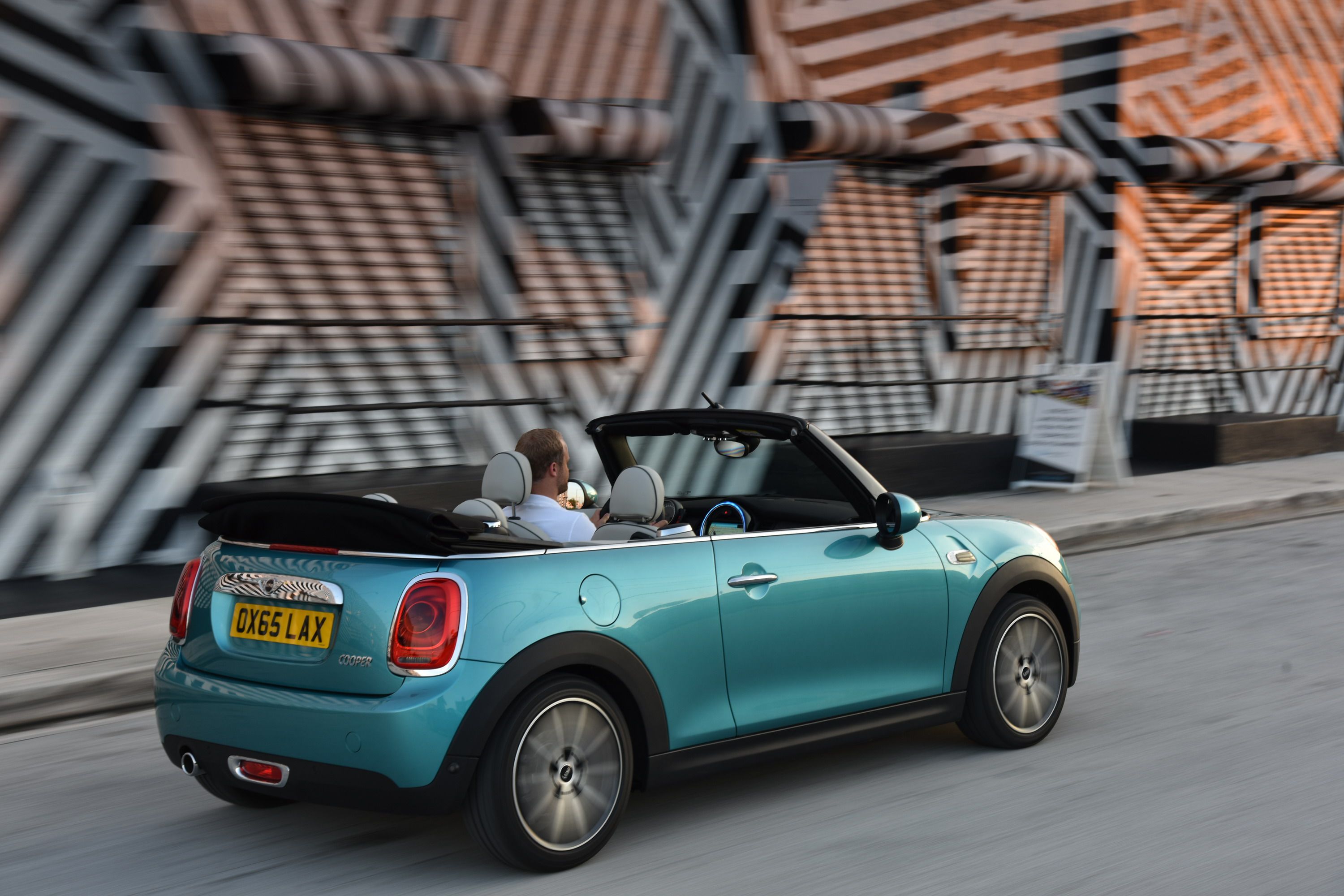 2016 Mini Convertible Unveiled