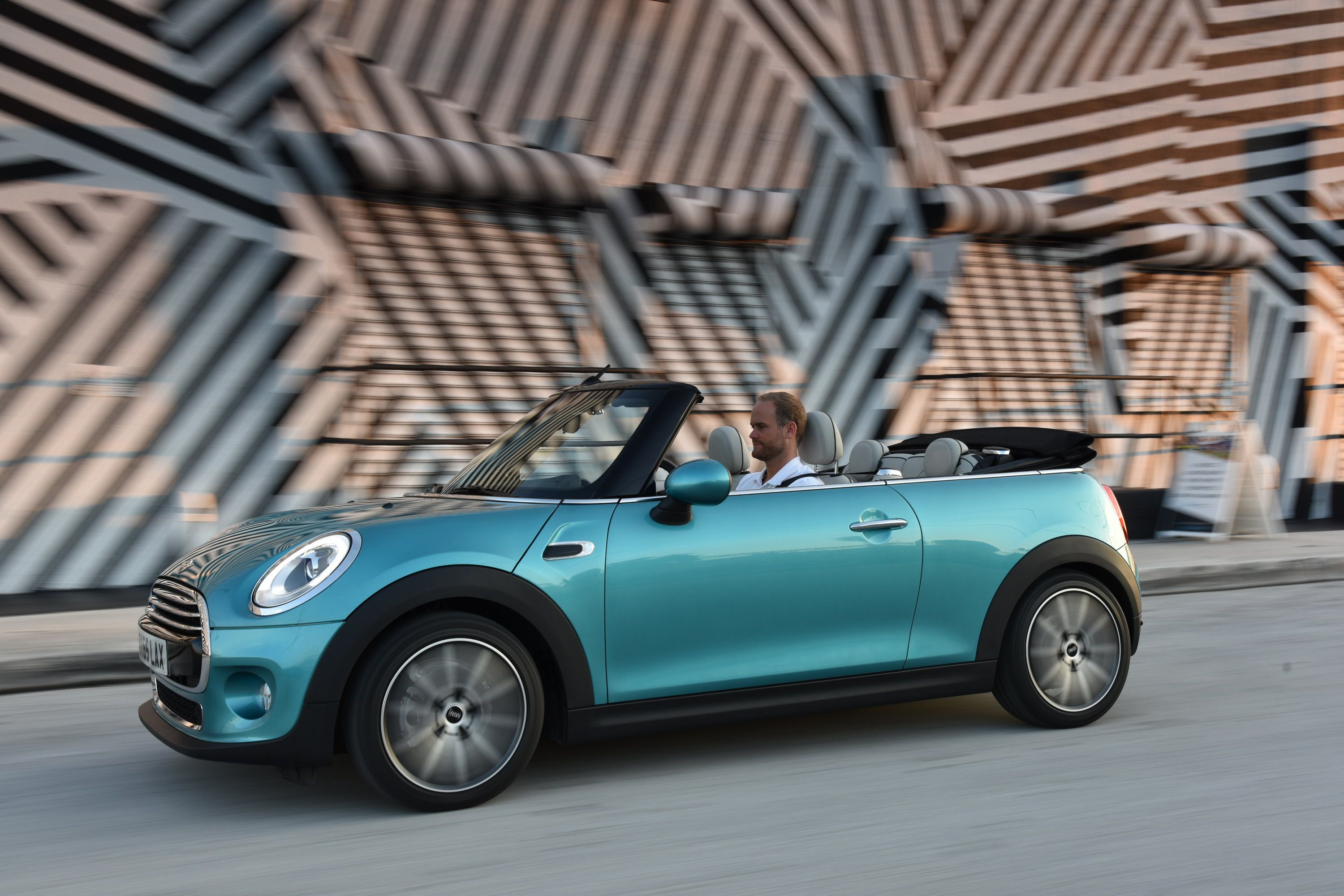 2016 Mini Convertible Unveiled