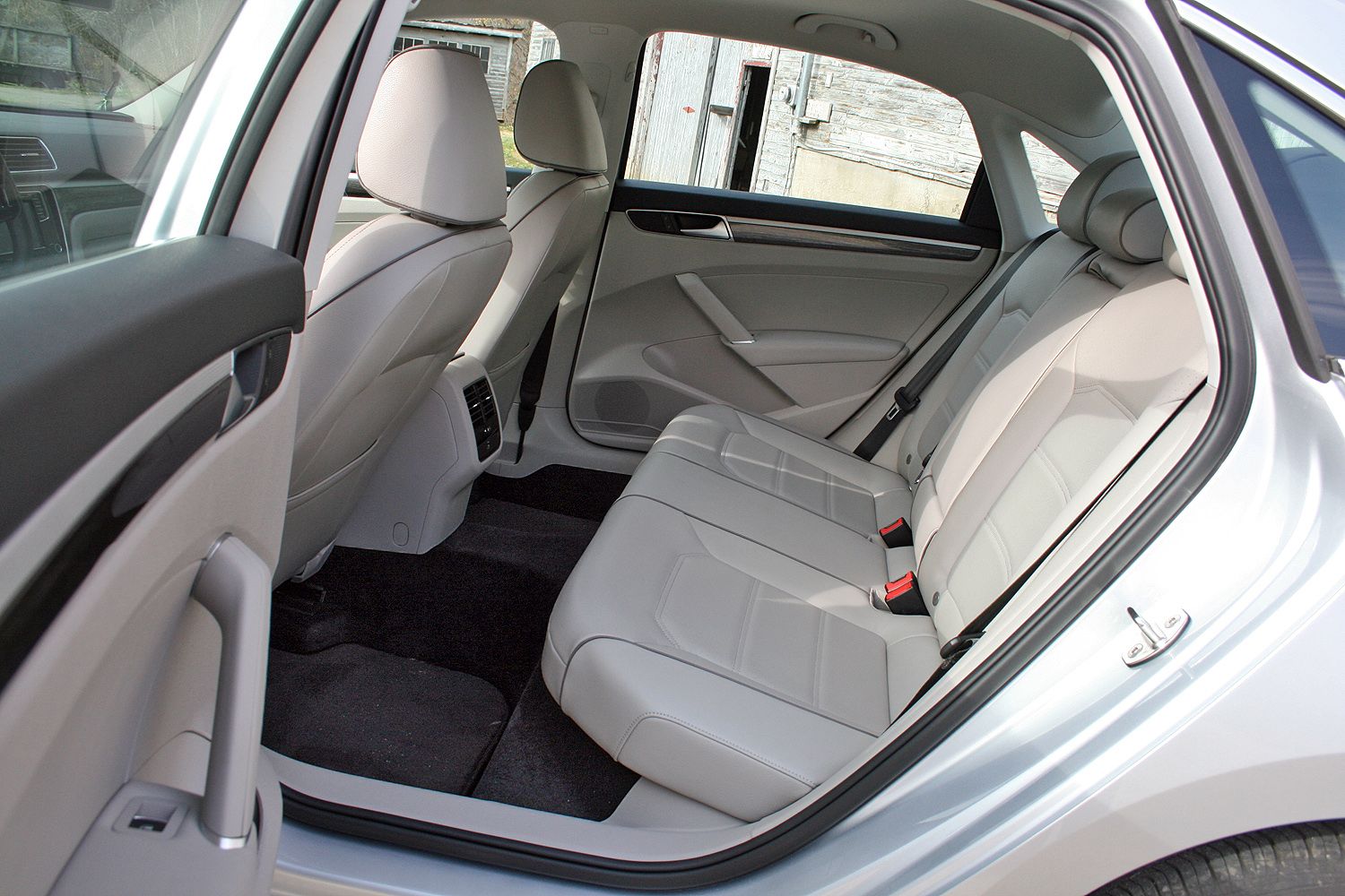 2016 Volkswagen Passat - Driven