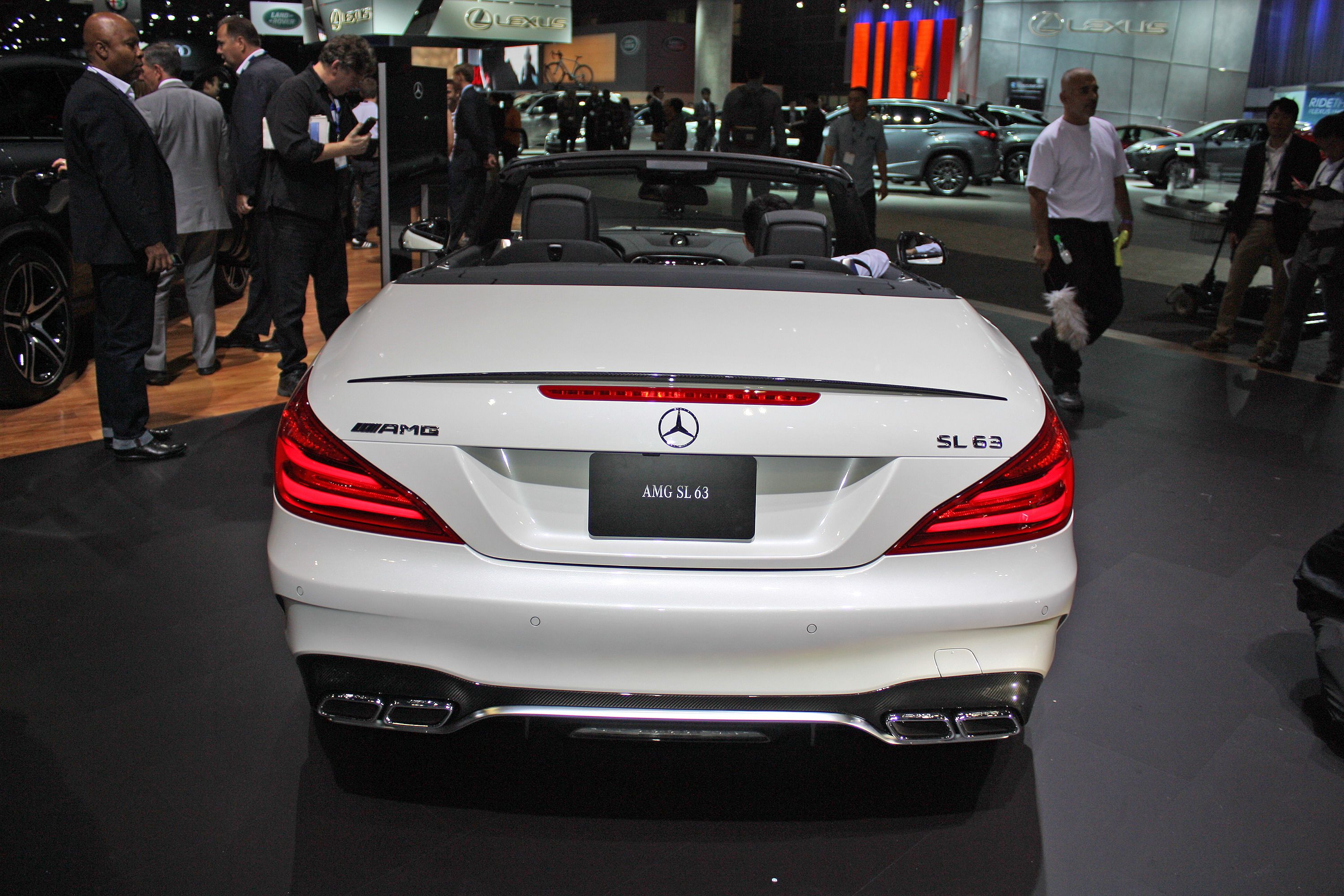 2017 Mercedes-AMG SL 63