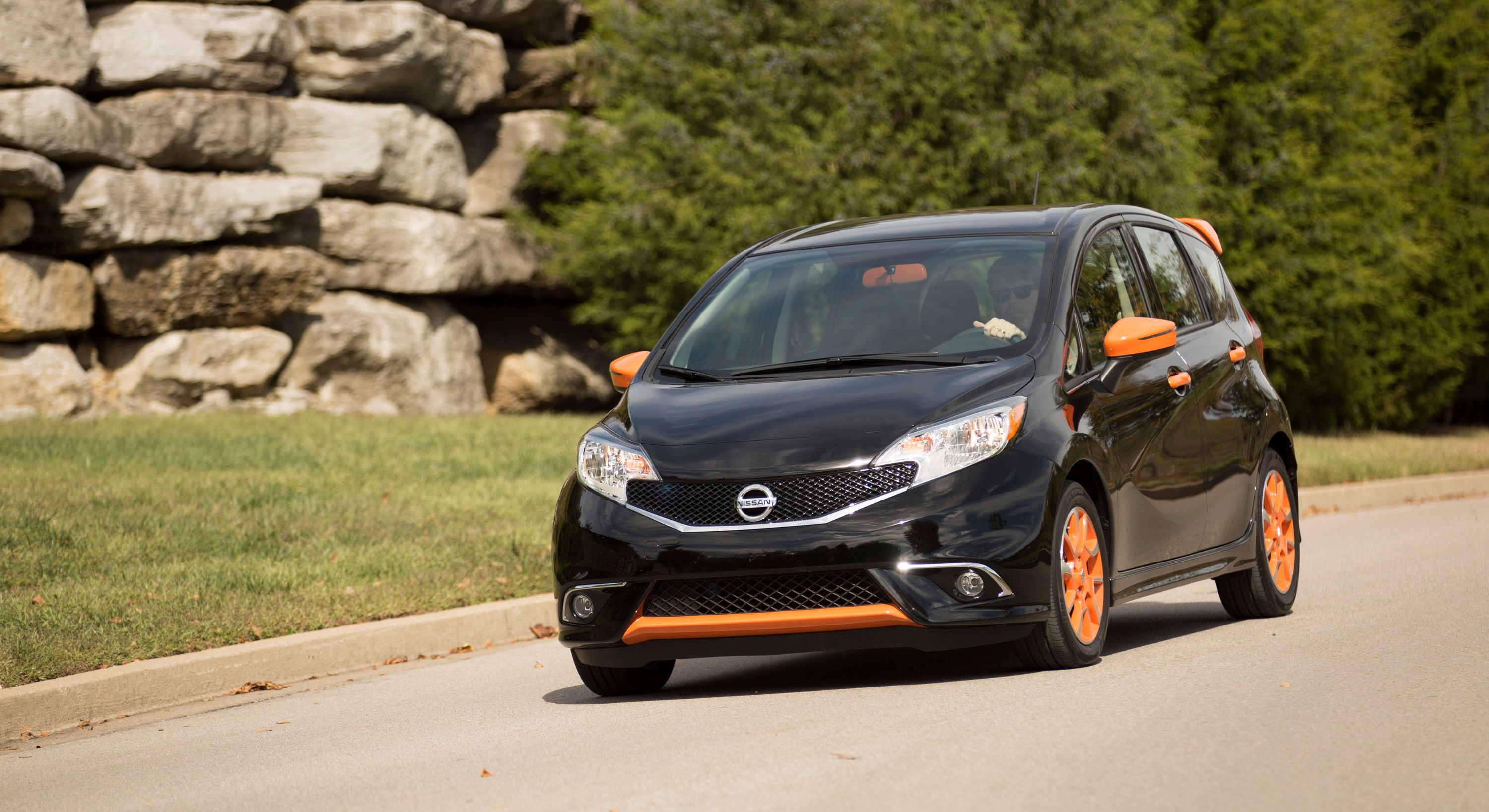 2016 Nissan Versa Note Color Studio