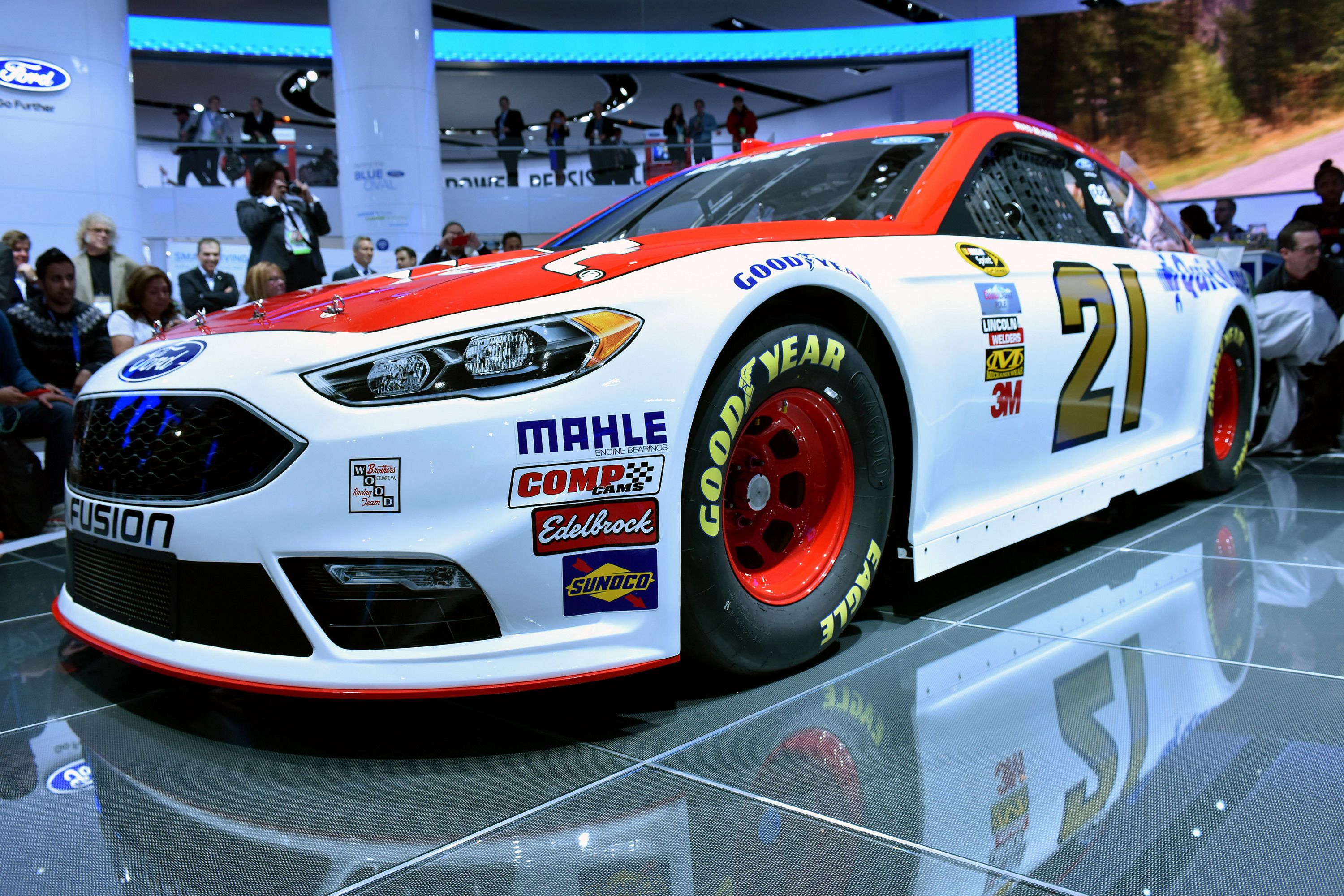 2016 Ford Fusion NASCAR