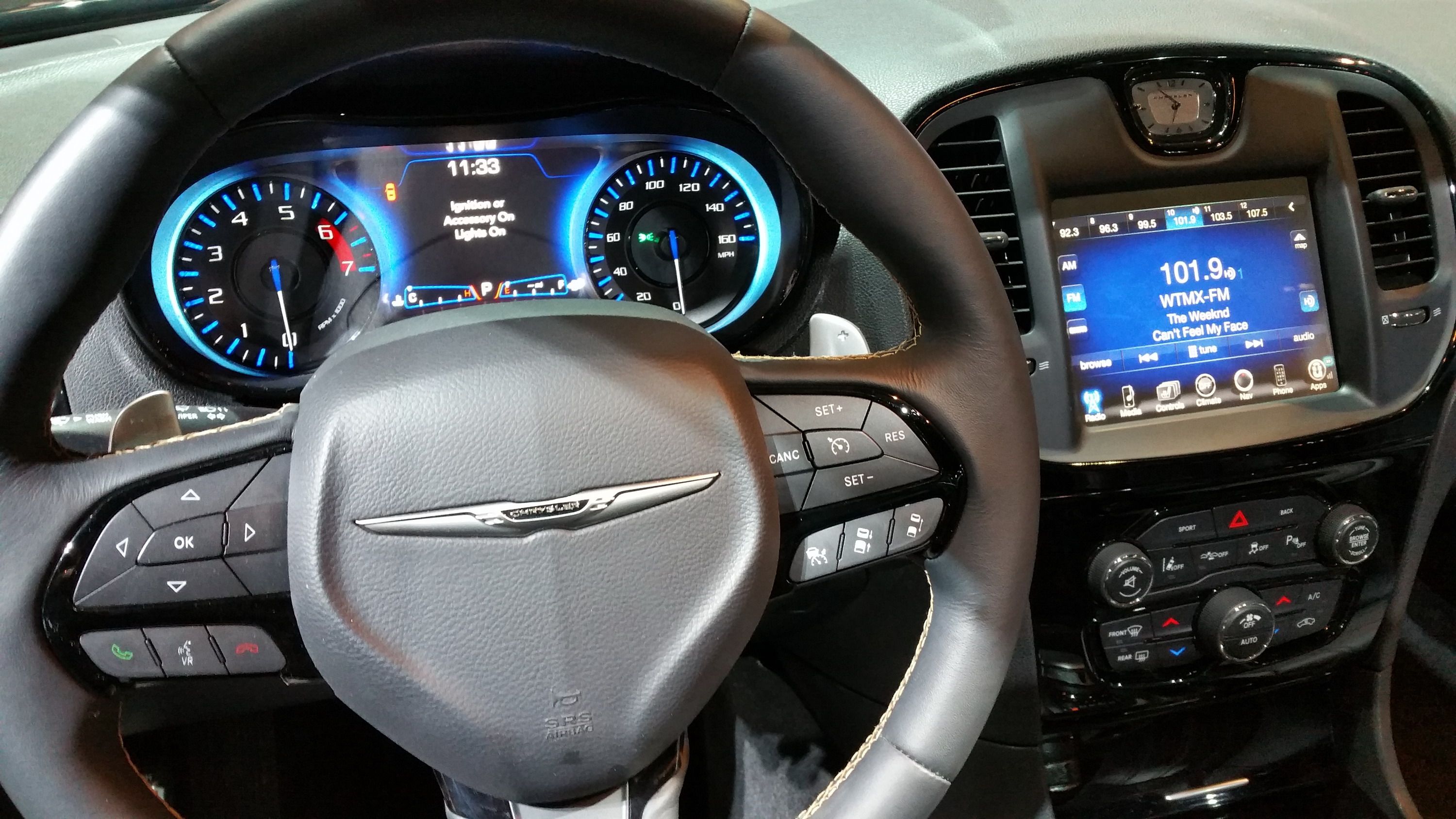 2016 Chrysler 300S Alloy Edition