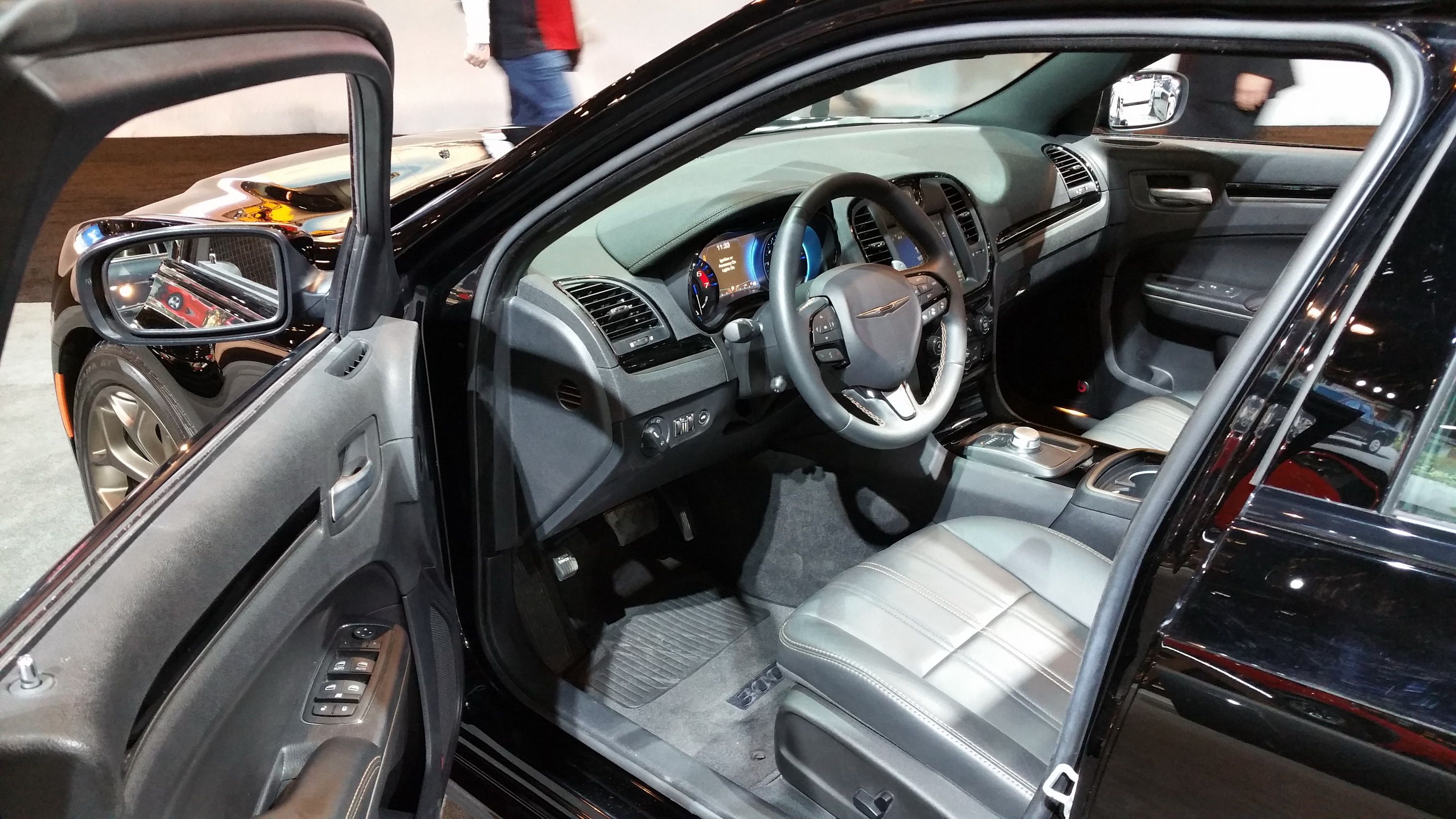 2016 Chrysler 300S Alloy Edition