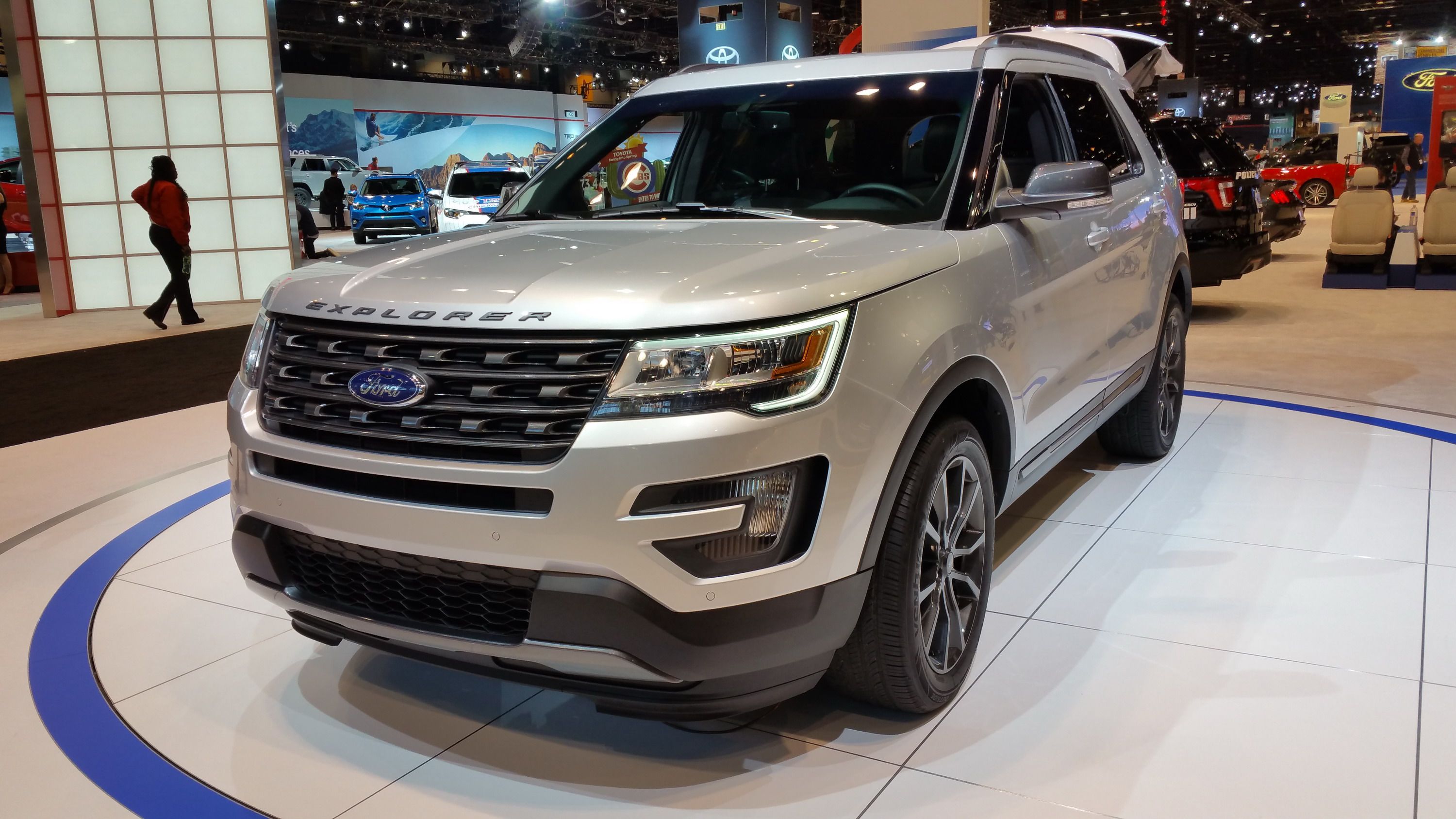 2017 Ford Explorer XLT Sport Appearance Package