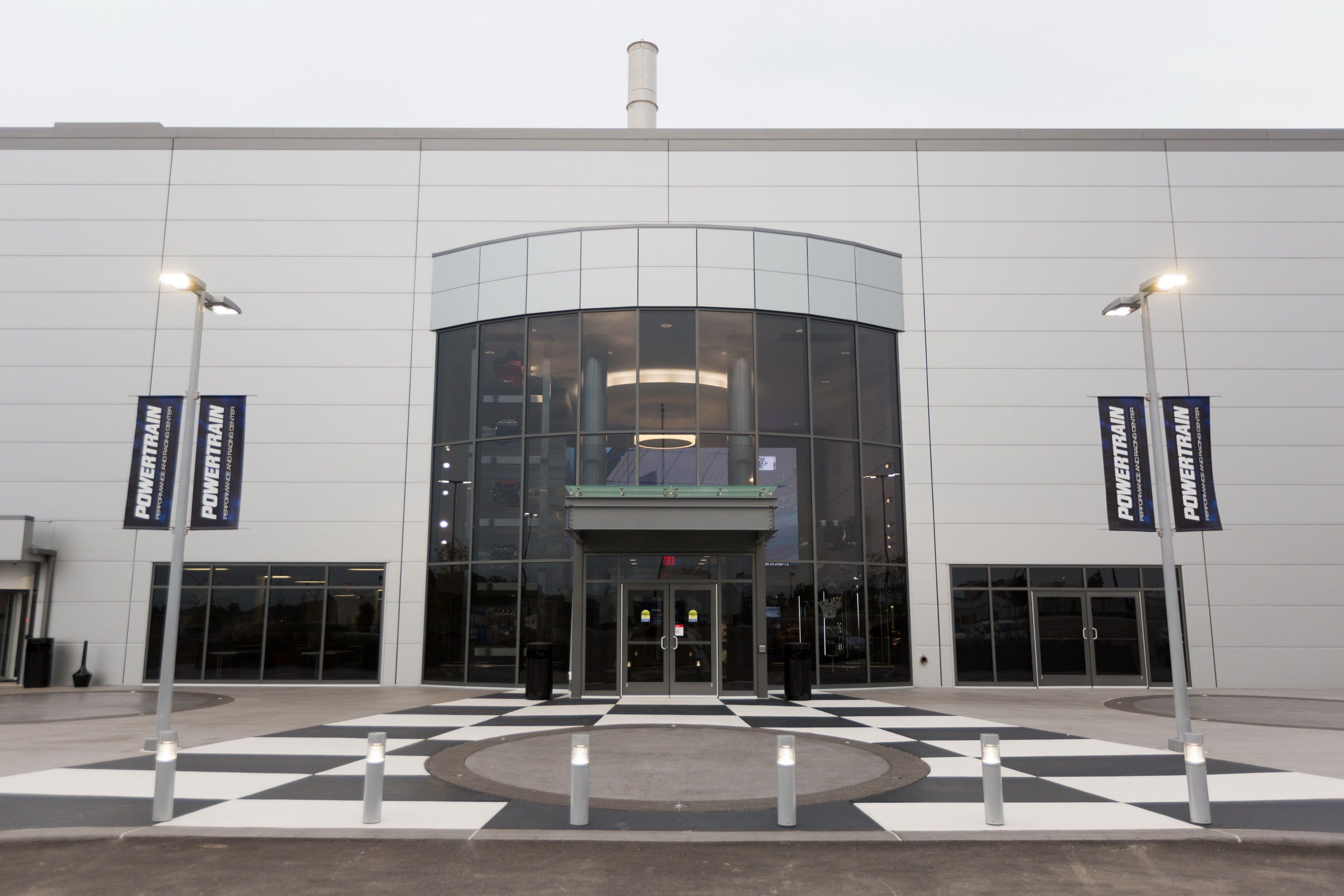 GM Opens New Powertrain Performance And Racing Center