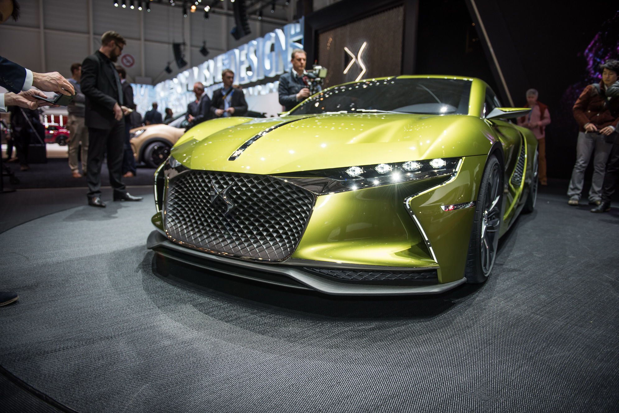 2016 DS E-Tense Concept