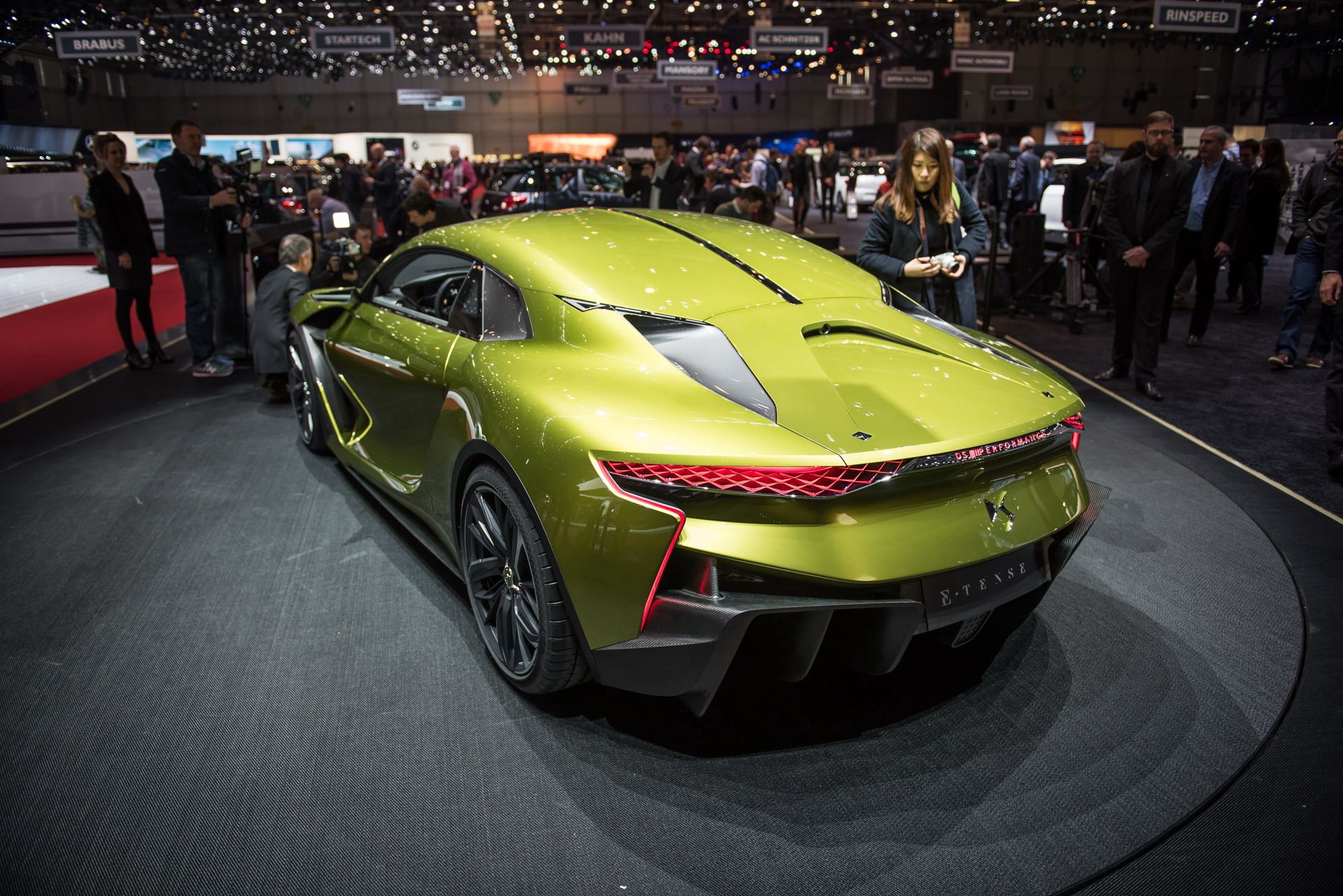 2016 DS E-Tense Concept
