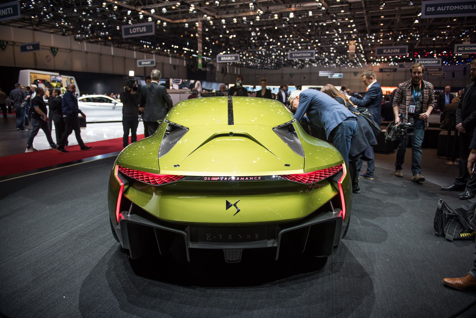 2016 DS E-Tense Concept