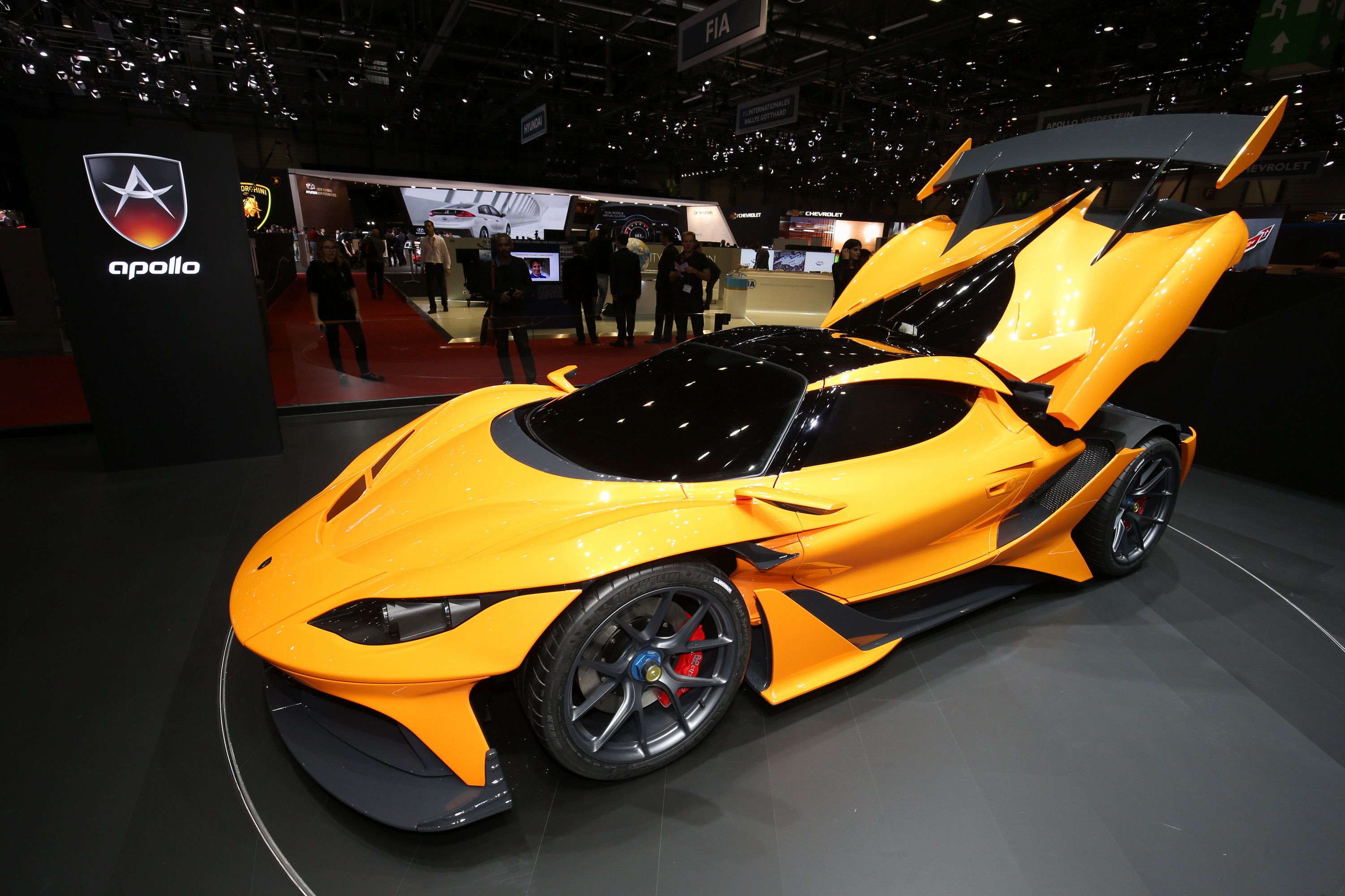 2016 Apollo Arrow