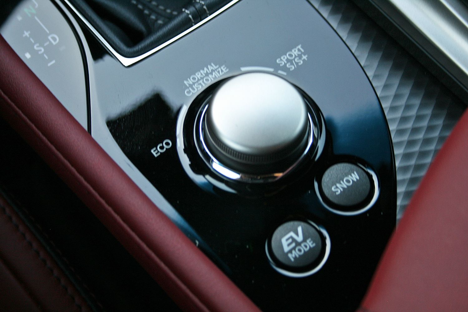 2016 Lexus GS 450h F Sport – Driven