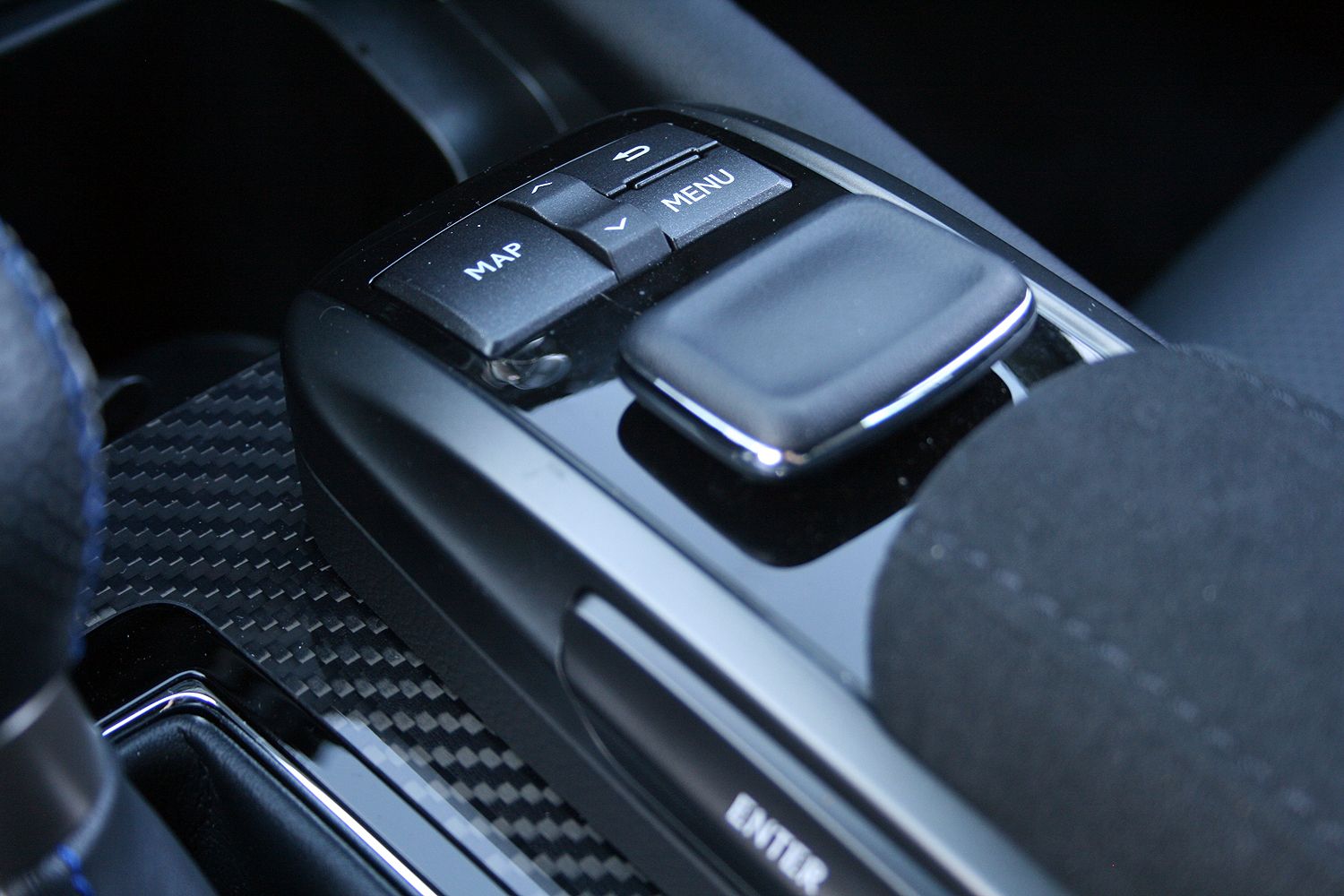 2016 Lexus GS F – Driven