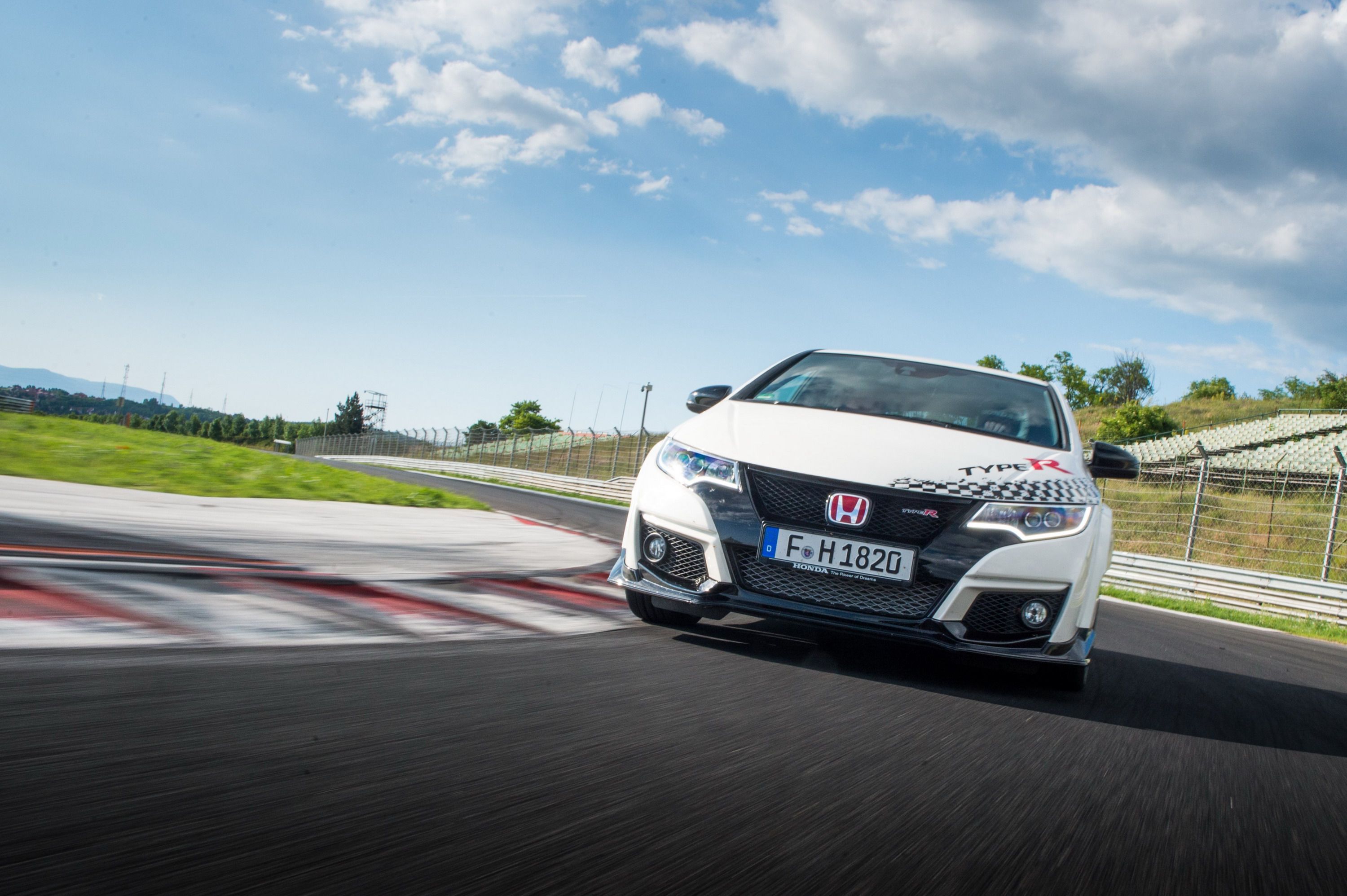 Honda Civic Type R Sets New Lap Records At 5 European Race Tracks