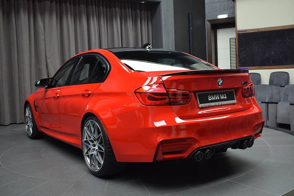 BMW M3 Looks Amazing Wearing Ferrari Red Paint