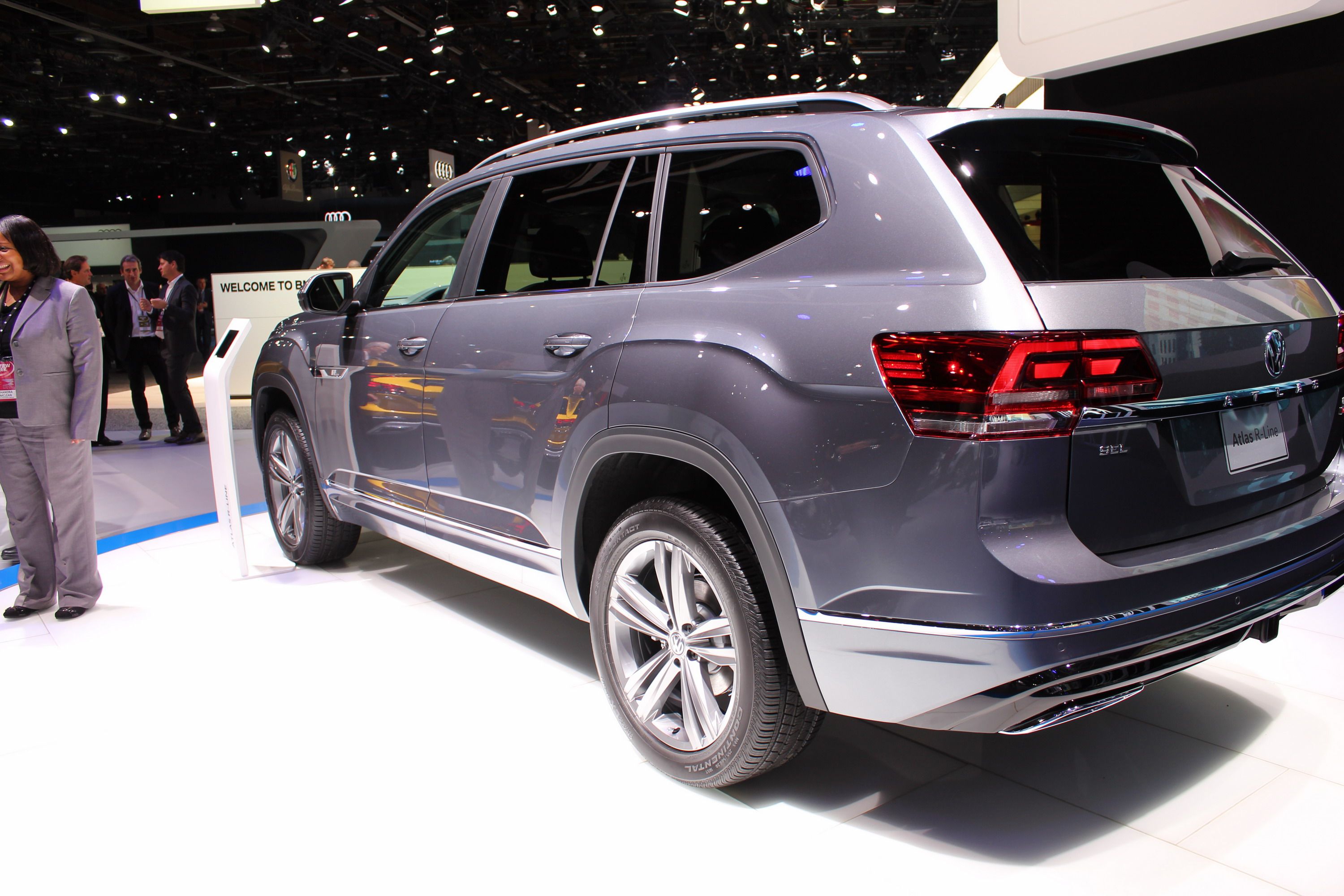 2017 Volkswagen Atlas R-Line