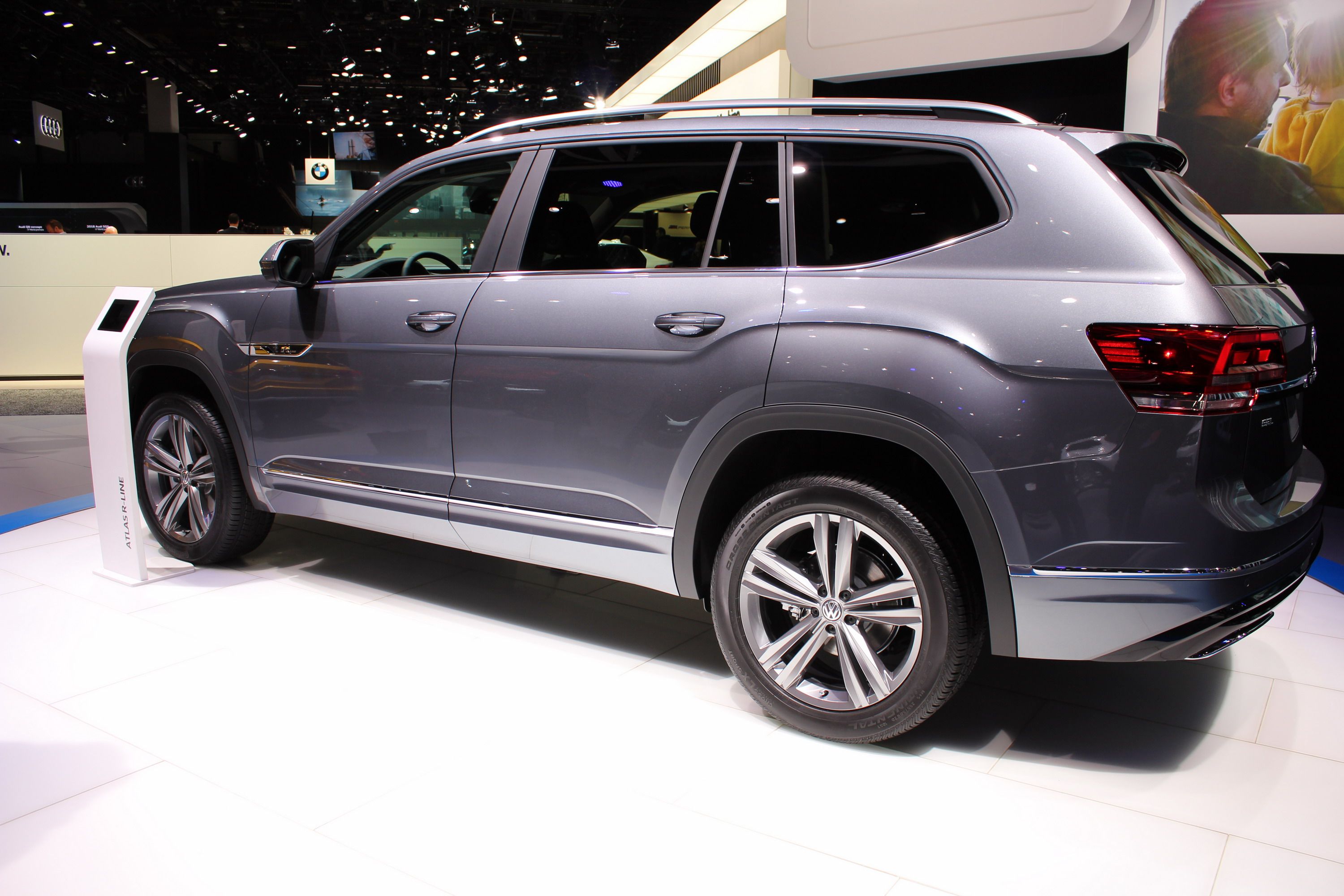 2017 Volkswagen Atlas R-Line