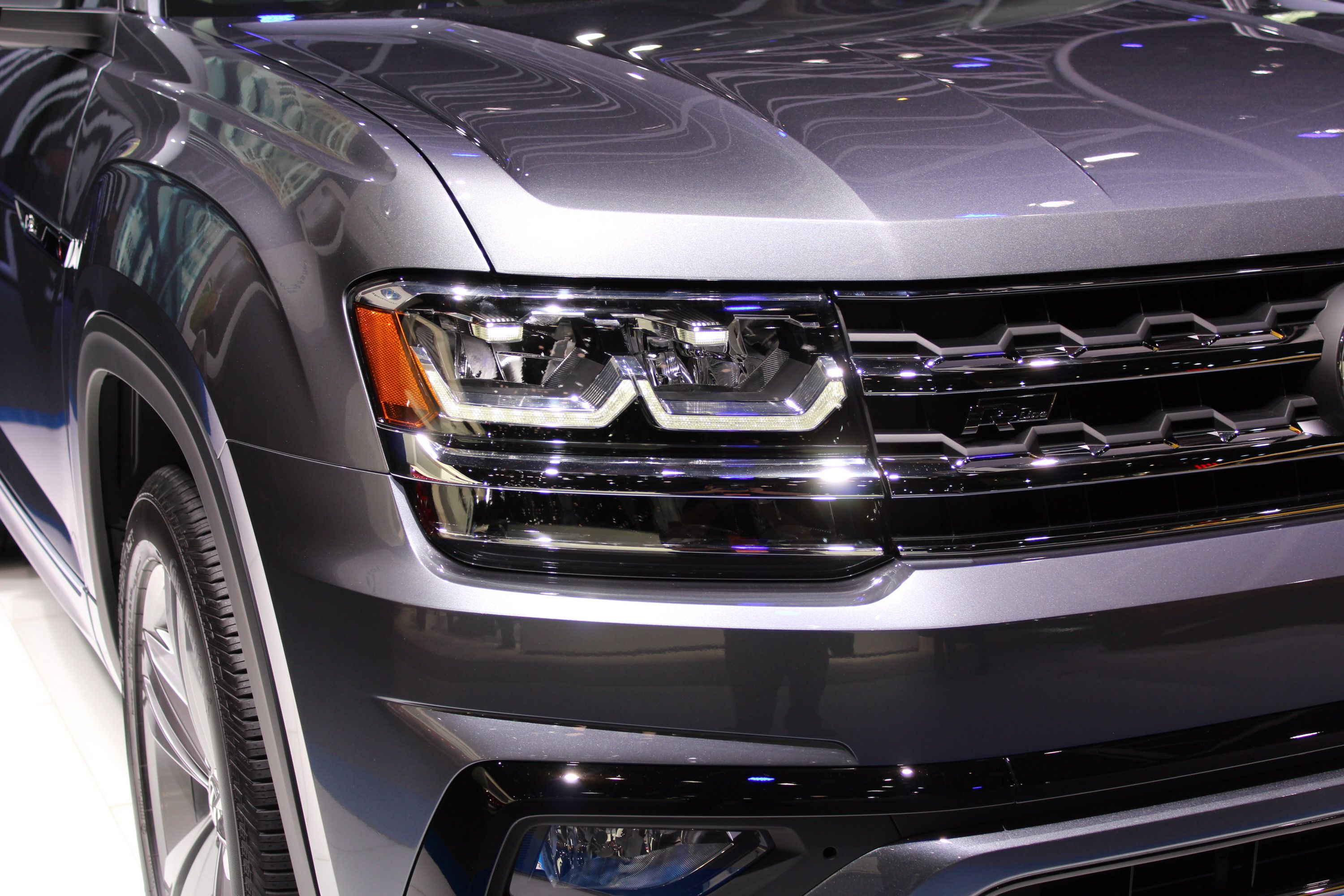 2017 Volkswagen Atlas R-Line